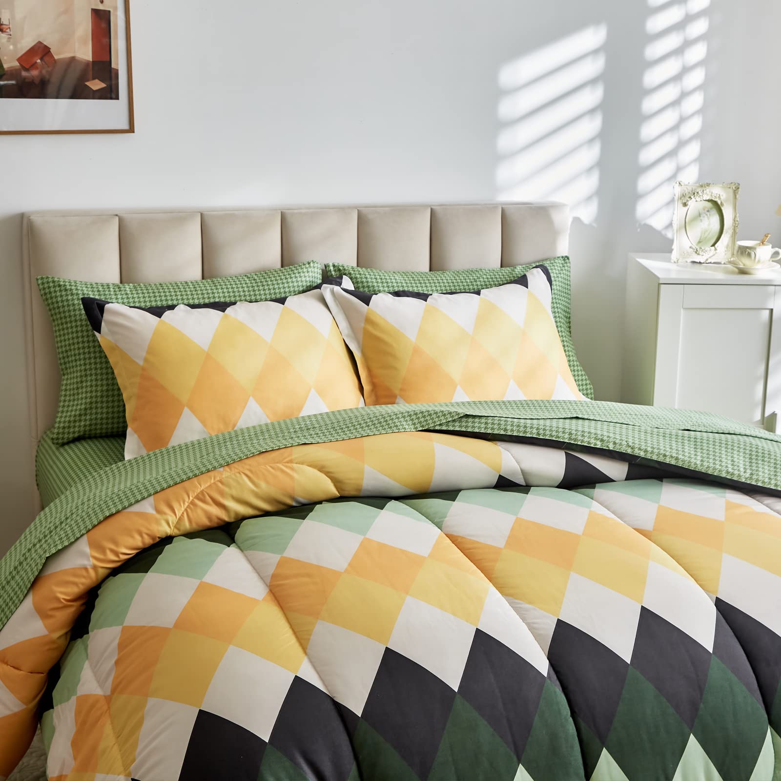 UOZZI BEDDING Rhombus Comforter Sheet Set 7 Pieces Bed in a Bag White Green Yellow Diamond King Size (1 Comforter 2 Pillow Shams 1 Flat Sheet 1 Fitted Sheet 2 Pillowcases)