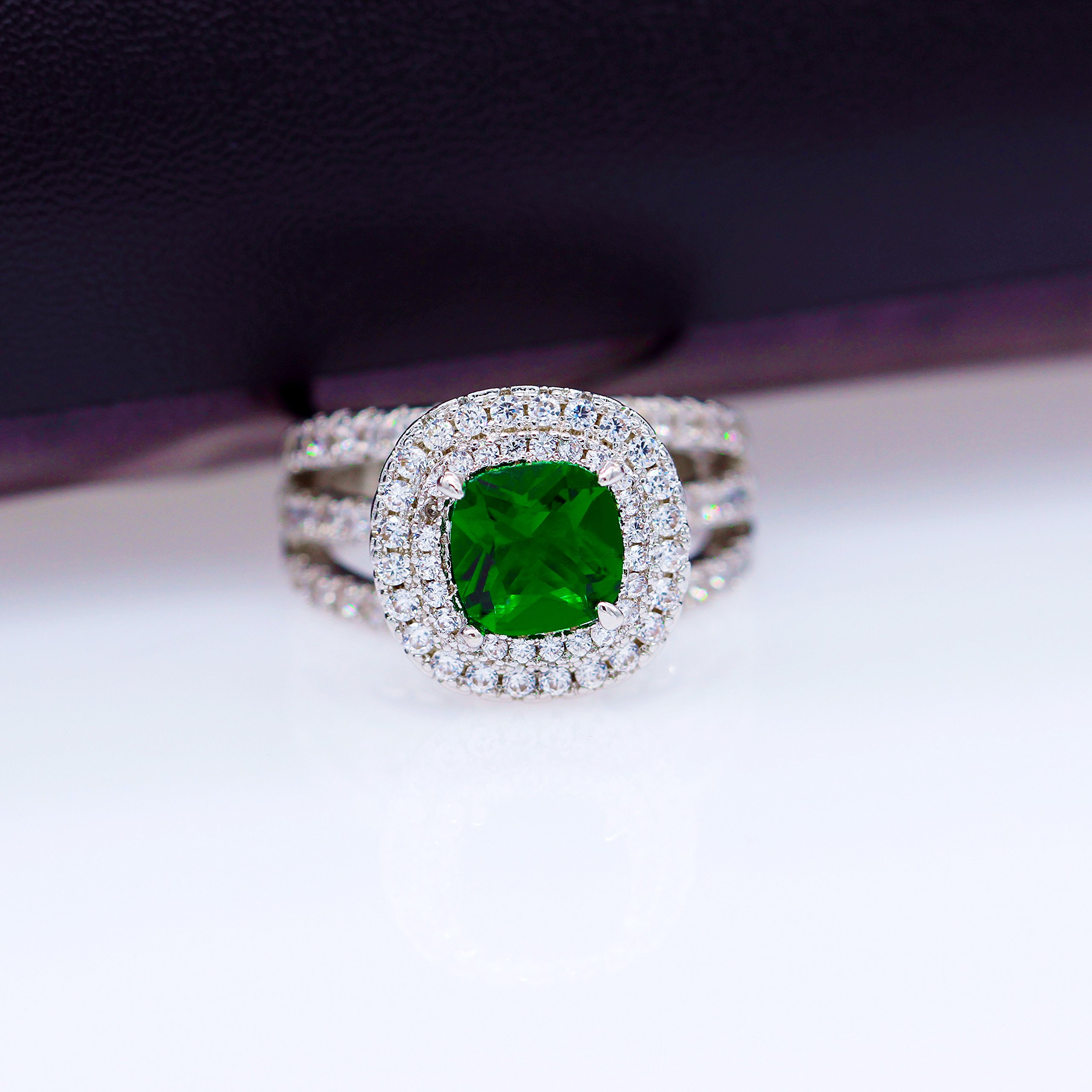 Uloveido Ladies Stackable Statement Ring for Women with Big Green Crystal Cubic Zirconia RJ213 (Size 8)