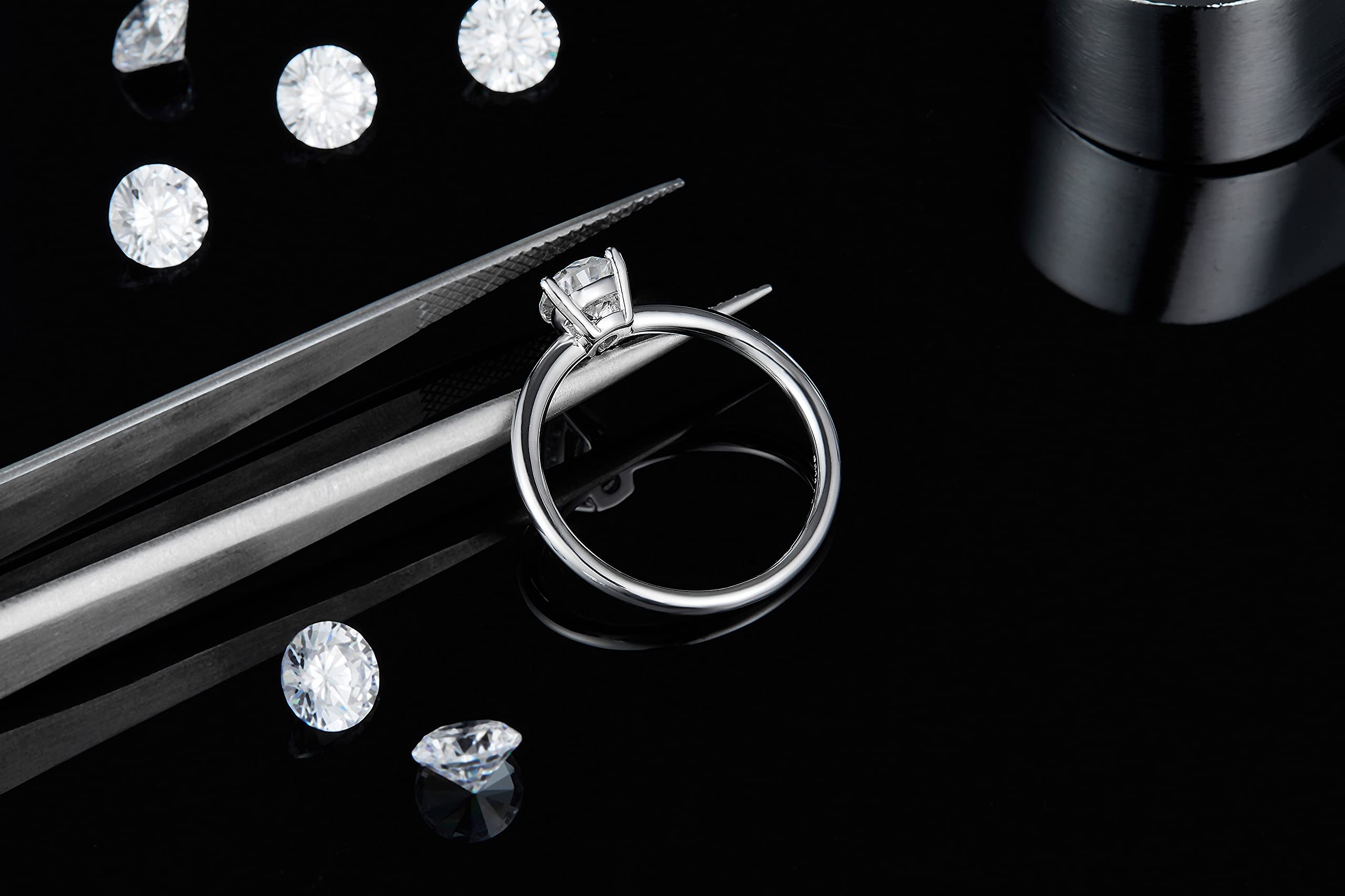 TwoBirch 1 Carat Moissanite Tear Drop Pear Solitaire in Platinum Plated Sterling Silver (CERTIFIED) (Size 6)