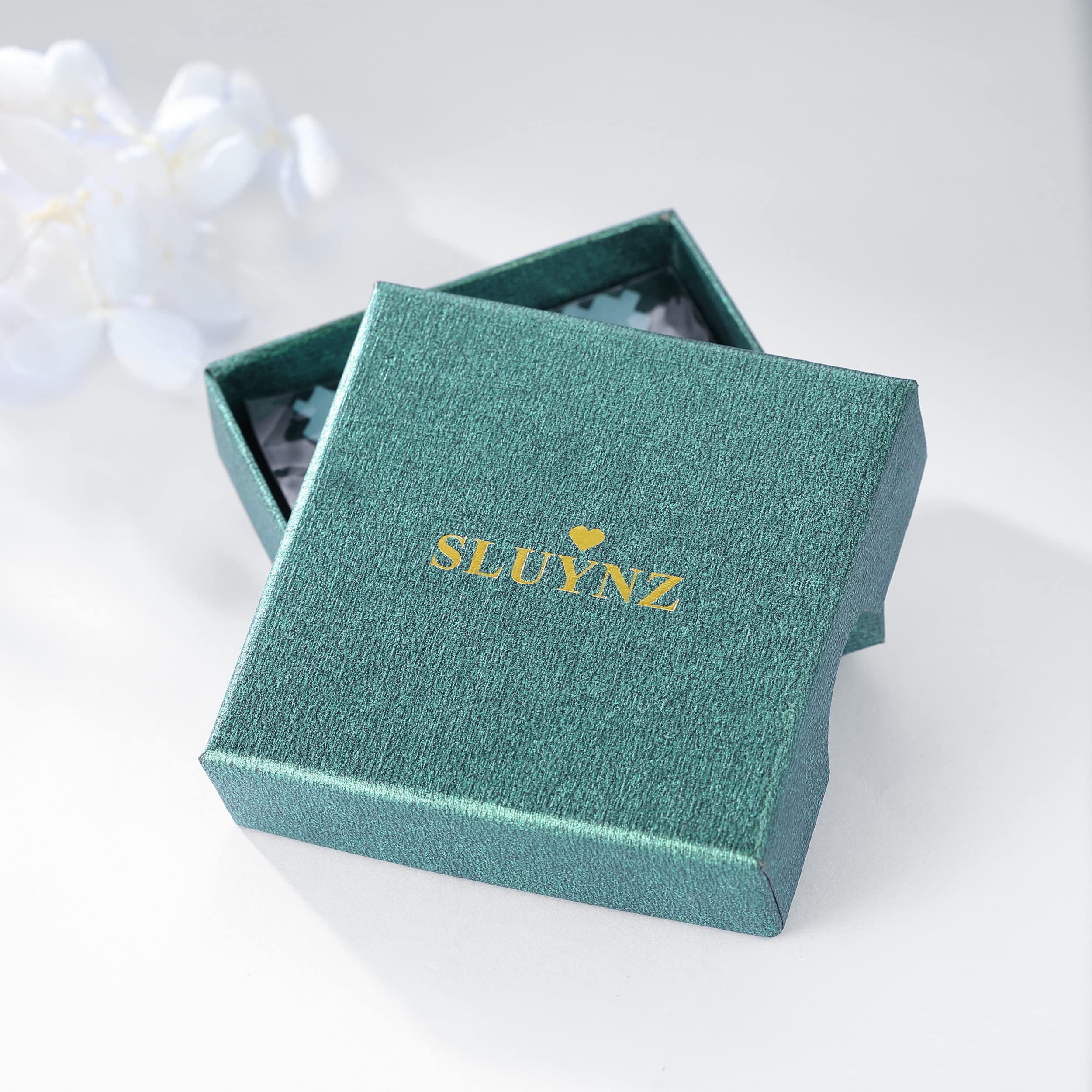 SLUYNZ Genuine 925 Sterling Silver Tiny Feather Studs Earrings for Women Sterling Silver Studs Earrings