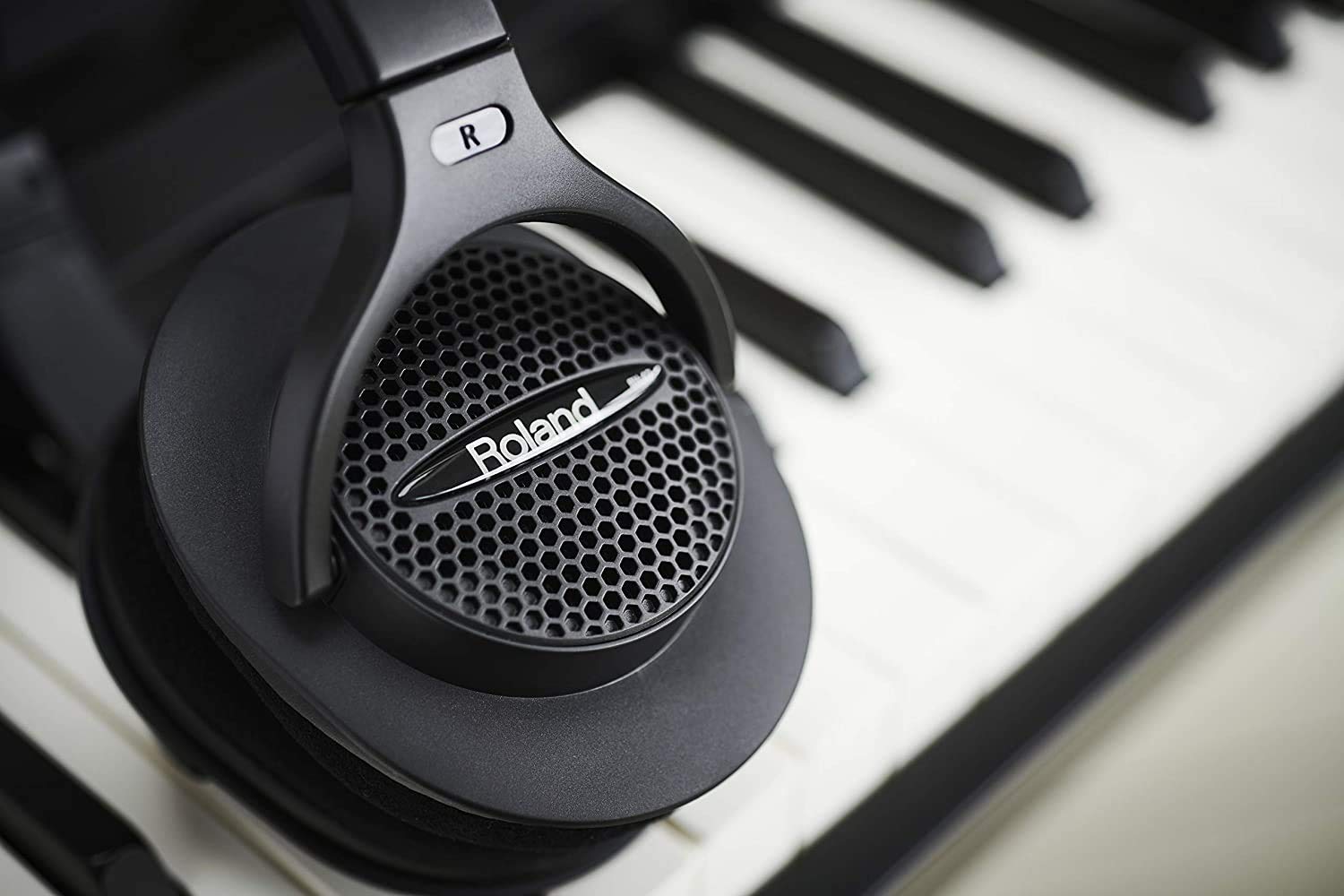 Roland RH-A7-BK Open-Air Monitor Headphones