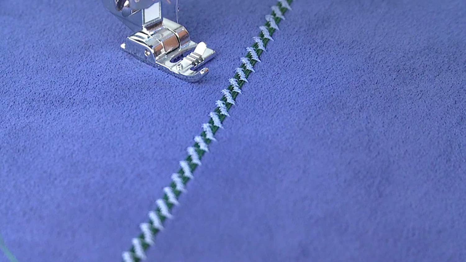 Singer | Snap-On Cording Presser Foot for Low Shank Sewing Machines, Decorative Stitching & Cording, Gathering - Sewing Made Easy, Silver (2500265)