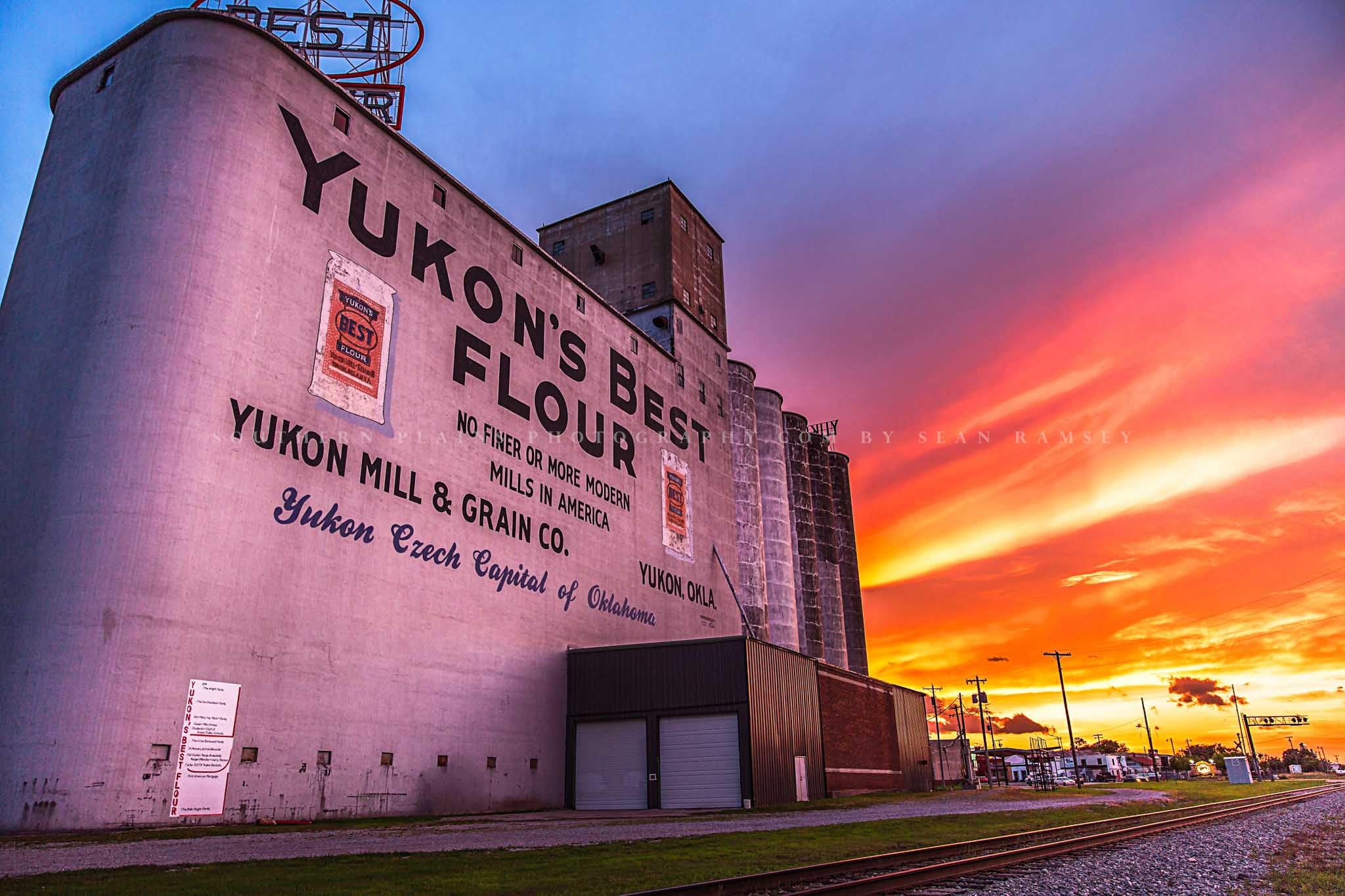 Route 66 Photography Print (Not Framed) Picture of Yukon's Best Flour Grain Elevator at Sunset in Yukon Oklahoma Country Wall Art Travel Decor (5" x 7")
