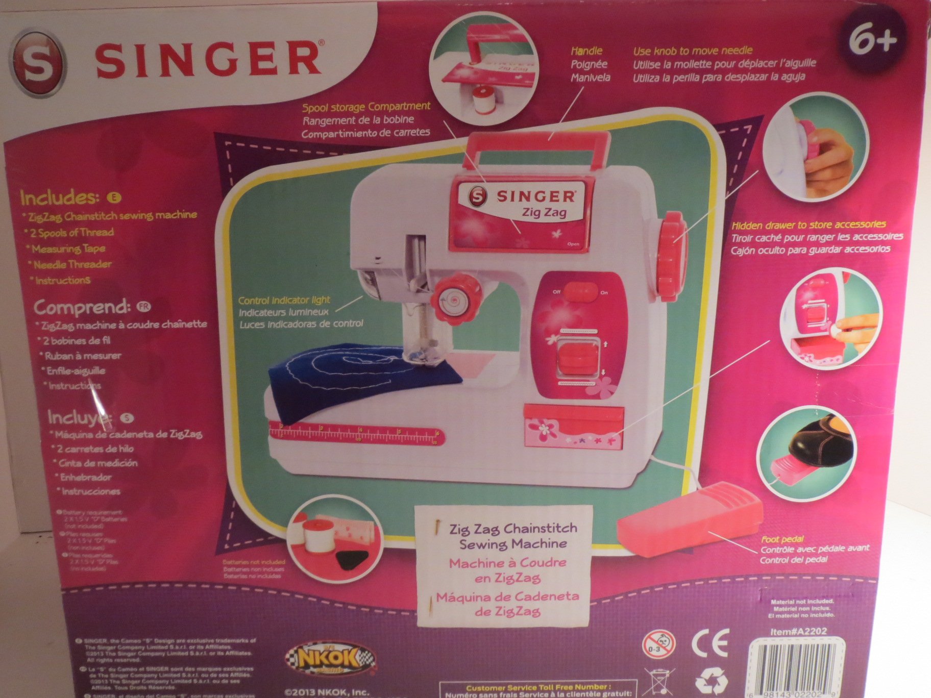 Singer Zigzag Chainstitch Sewing Machine