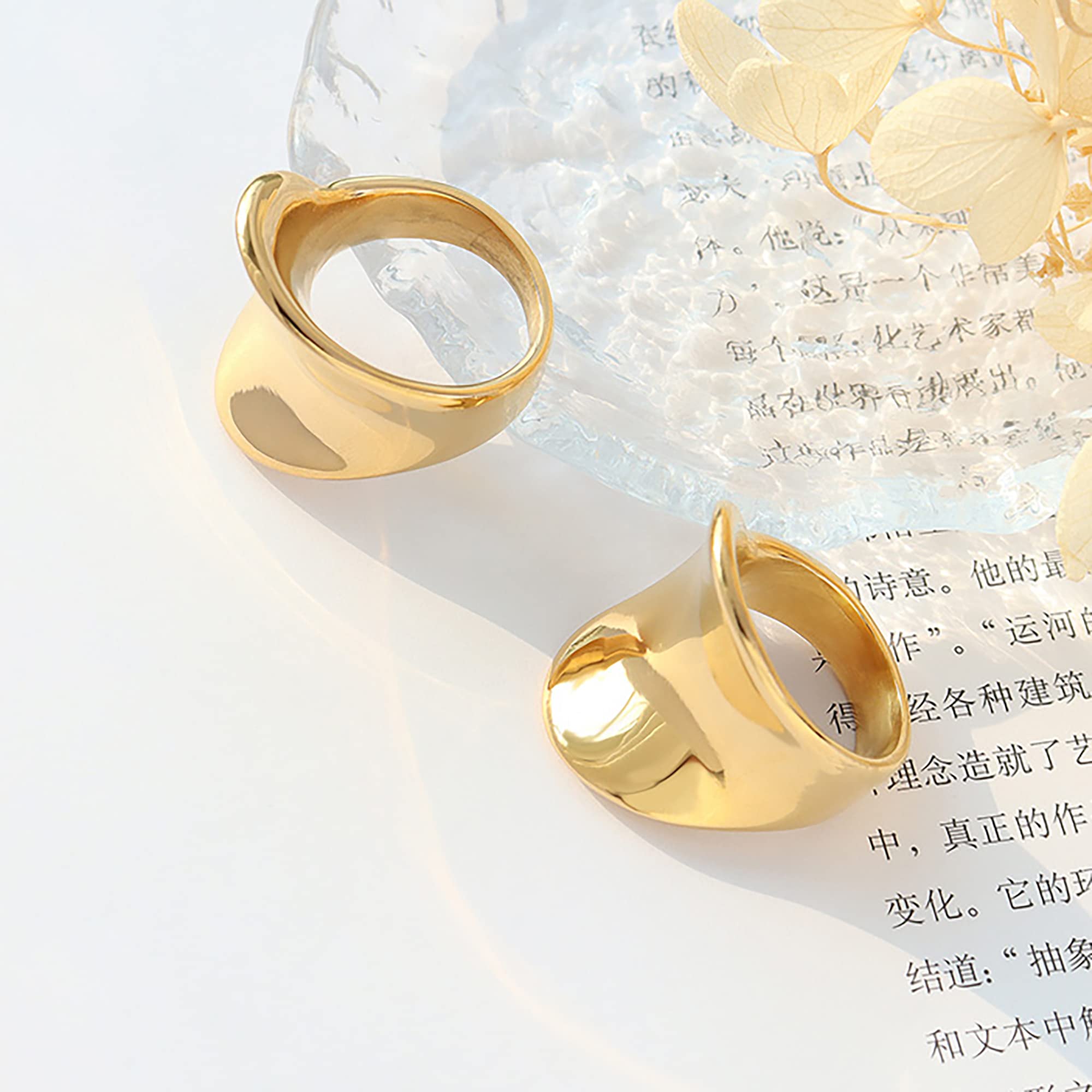 venuspearl Gold Rings Wedding Bands for Women 18K Plated Adjustable Open Ring Statement Jewelry Size 7-8 (Style B Gold)