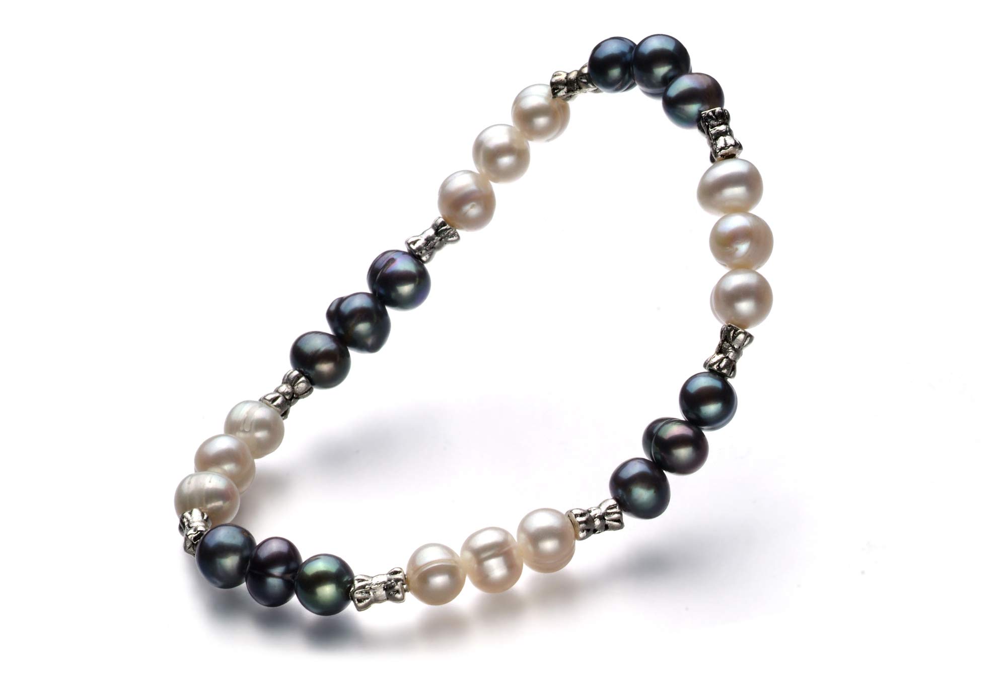 YinYang Black and White 6-7mm A Quality Freshwater Cultured Pearl Bracelet for Women