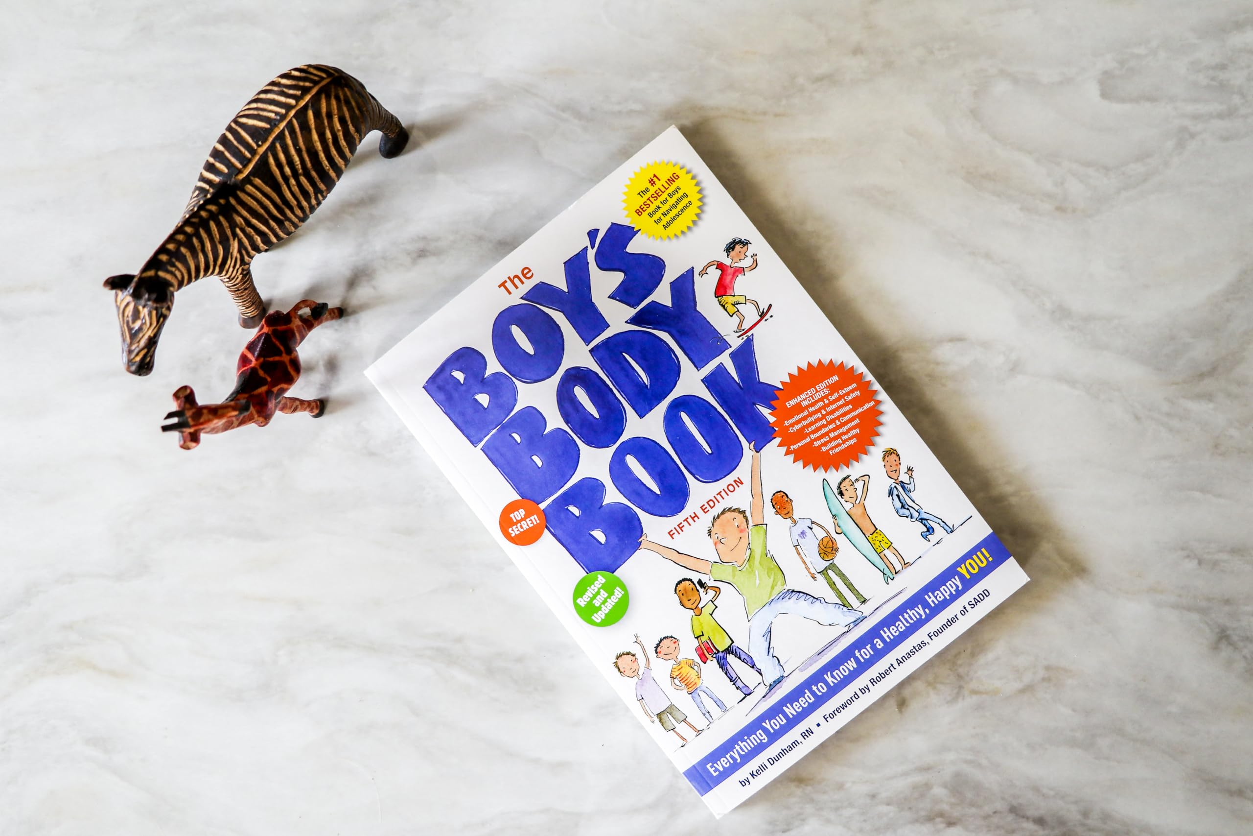 The Boy's Body Book (Fifth Edition): Everything You Need to Know for Growing Up! (Boys & Girls Body Books)