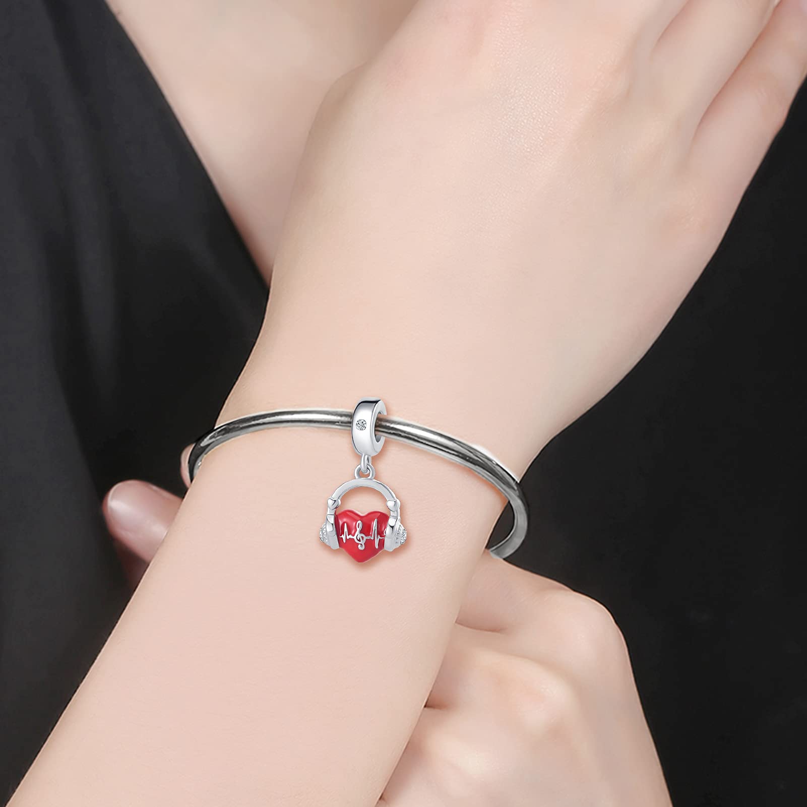 YSAHan Red Headphones Emblazoned Music Note Charm Heartbeat Headset Bead for Pandora Bracelet