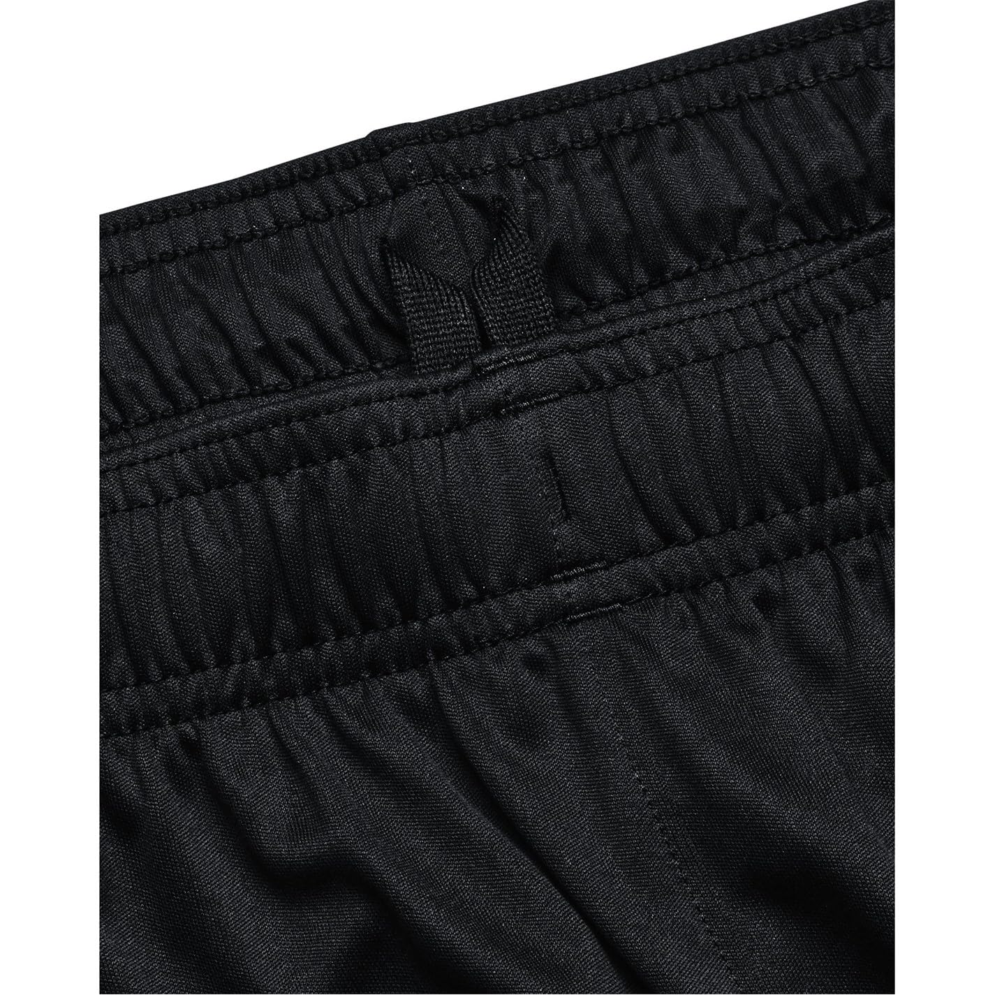 Under Armour Women's Challenger Knit Shorts, Black (001)/White, Medium