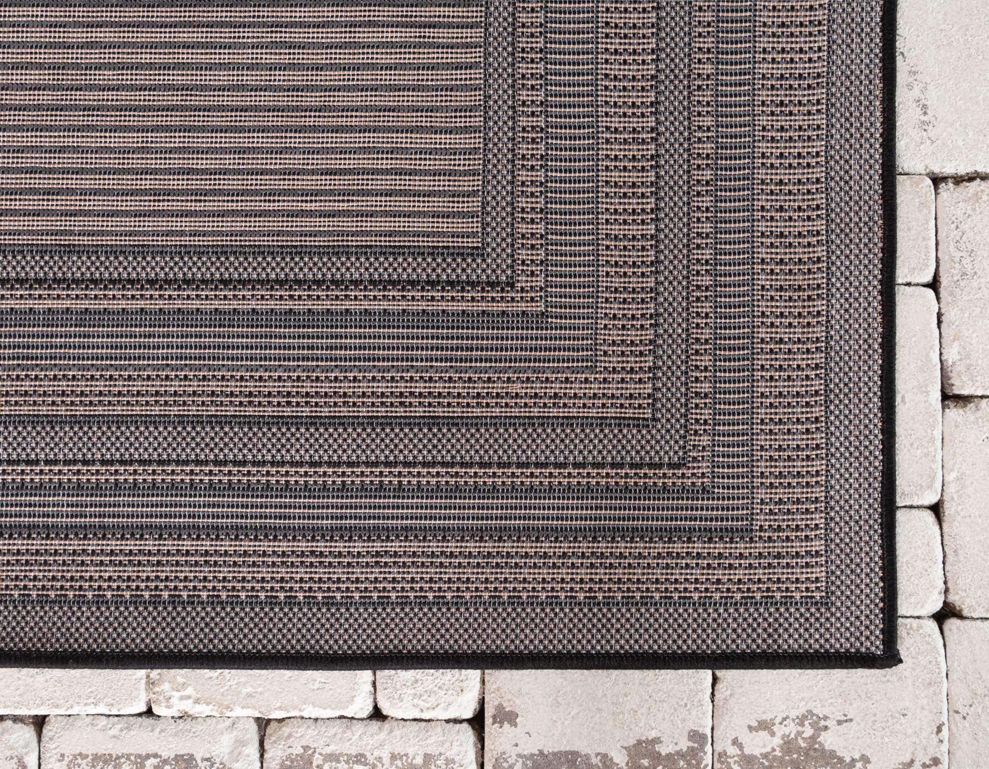 Unique Loom Outdoor Border Collection Area Rug - Multi Border (6' 1" x 9' Rectangle, Gray/ Black)