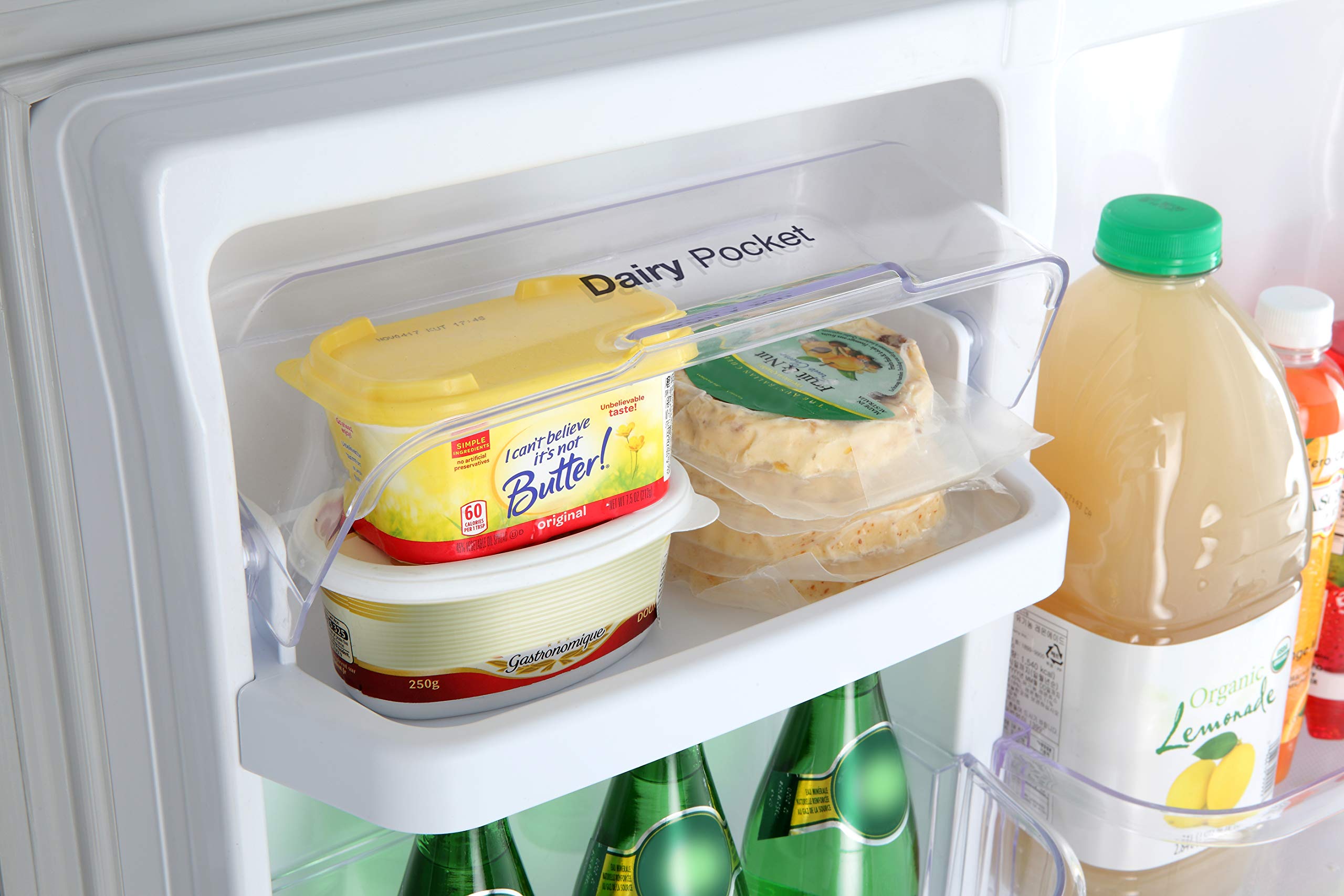 Winia WTE18HSSMD 18 Cu. Ft. Top Mount Refrigerator With Factory Installed Ice Maker - Fingerprint Resistant Metallic Finish