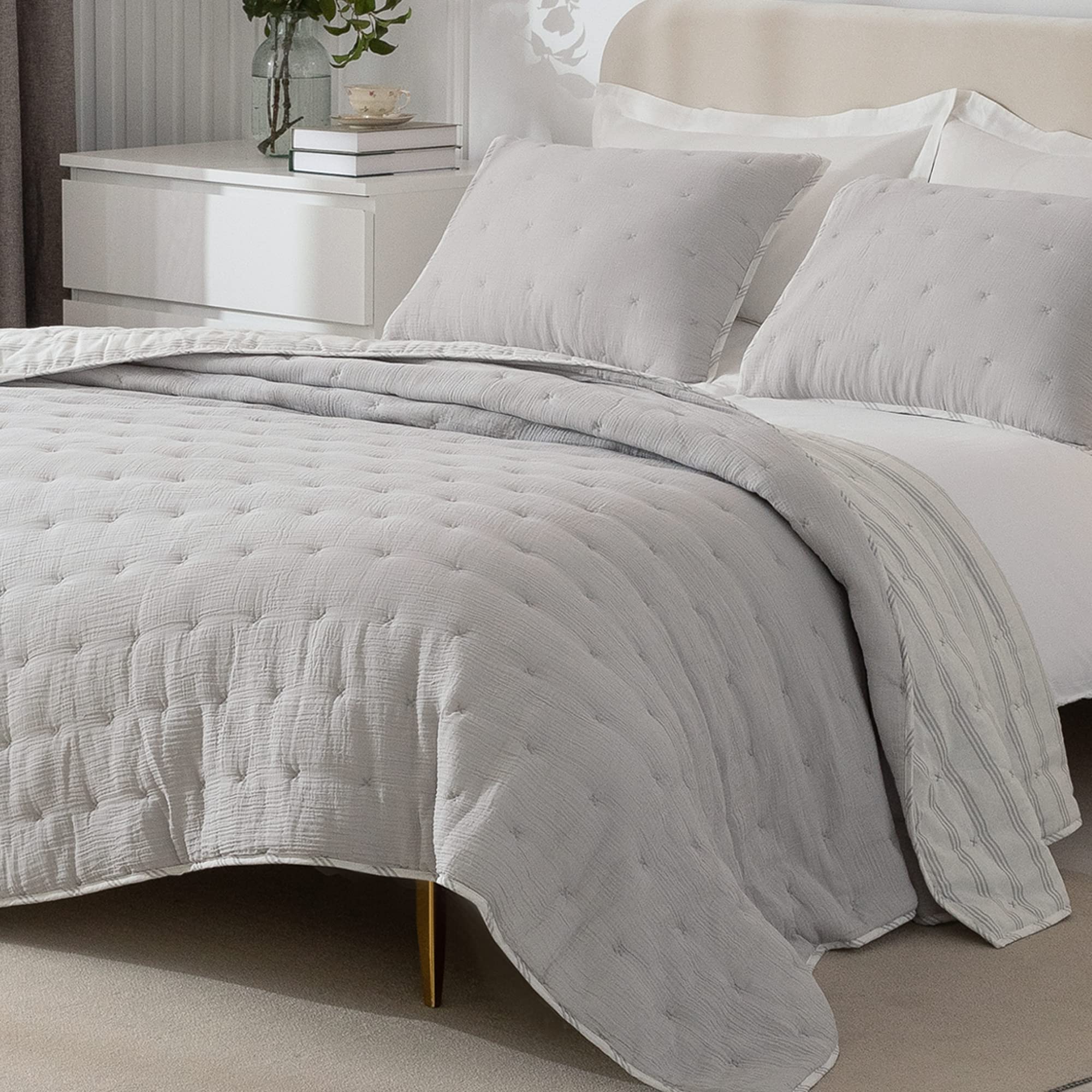SHALALA NEW YORK Cotton Quilt Set King Size,Reversible Ultra Soft King Quilt Bedding Set,Breathable Lightweight X-Stitching Quilt with 2 Quilted Pillow Shams for All Season(Navy Blue)