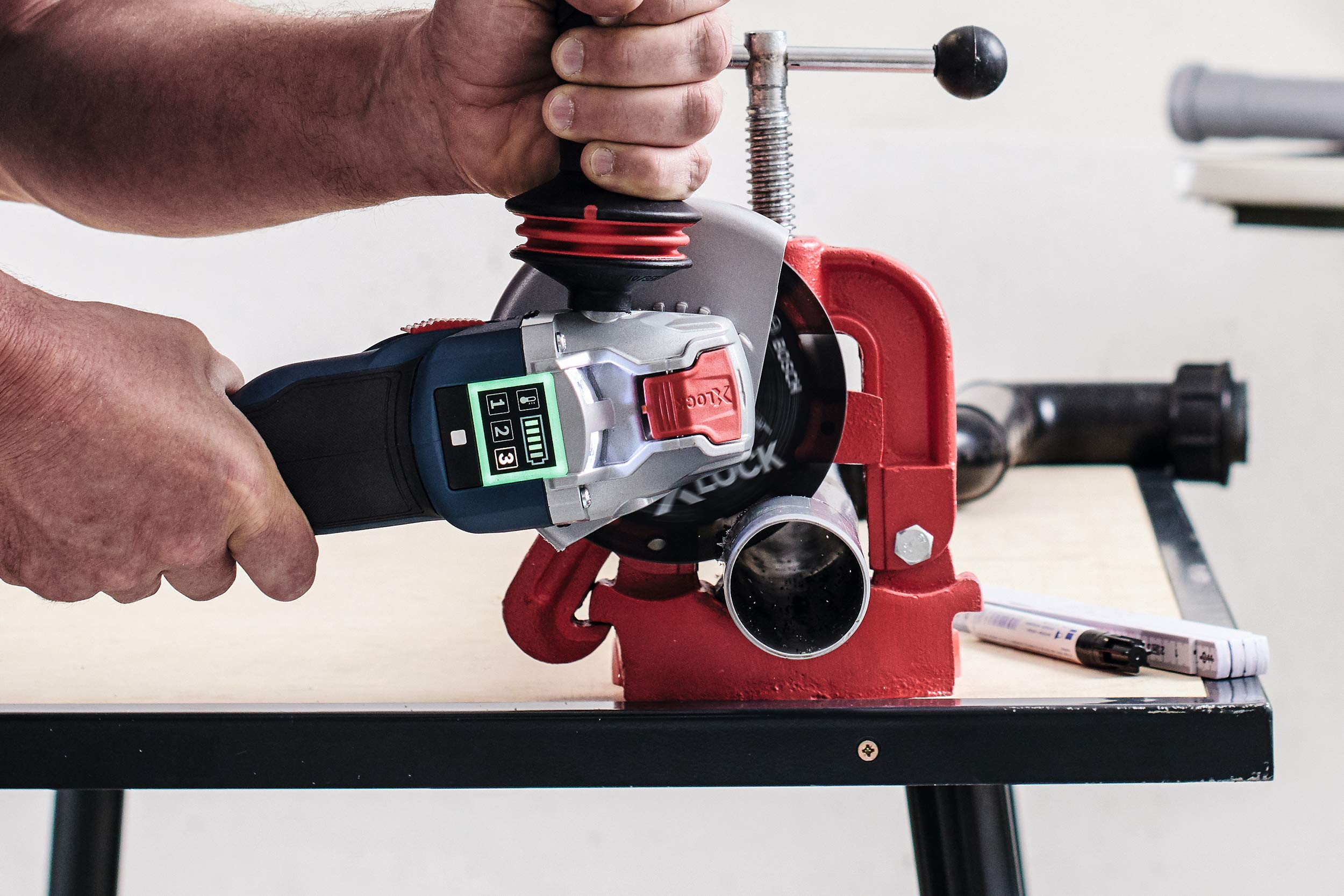 Bosch Professional 260925C127 Tungsten Carbide Multi Wheel Cutting Disc (for Wood, Plastic, plasterboard, Copper Pipe, X-Lock, Ø 125 mm, bore Ø 22.23 mm, Angle Grinder Accessories)