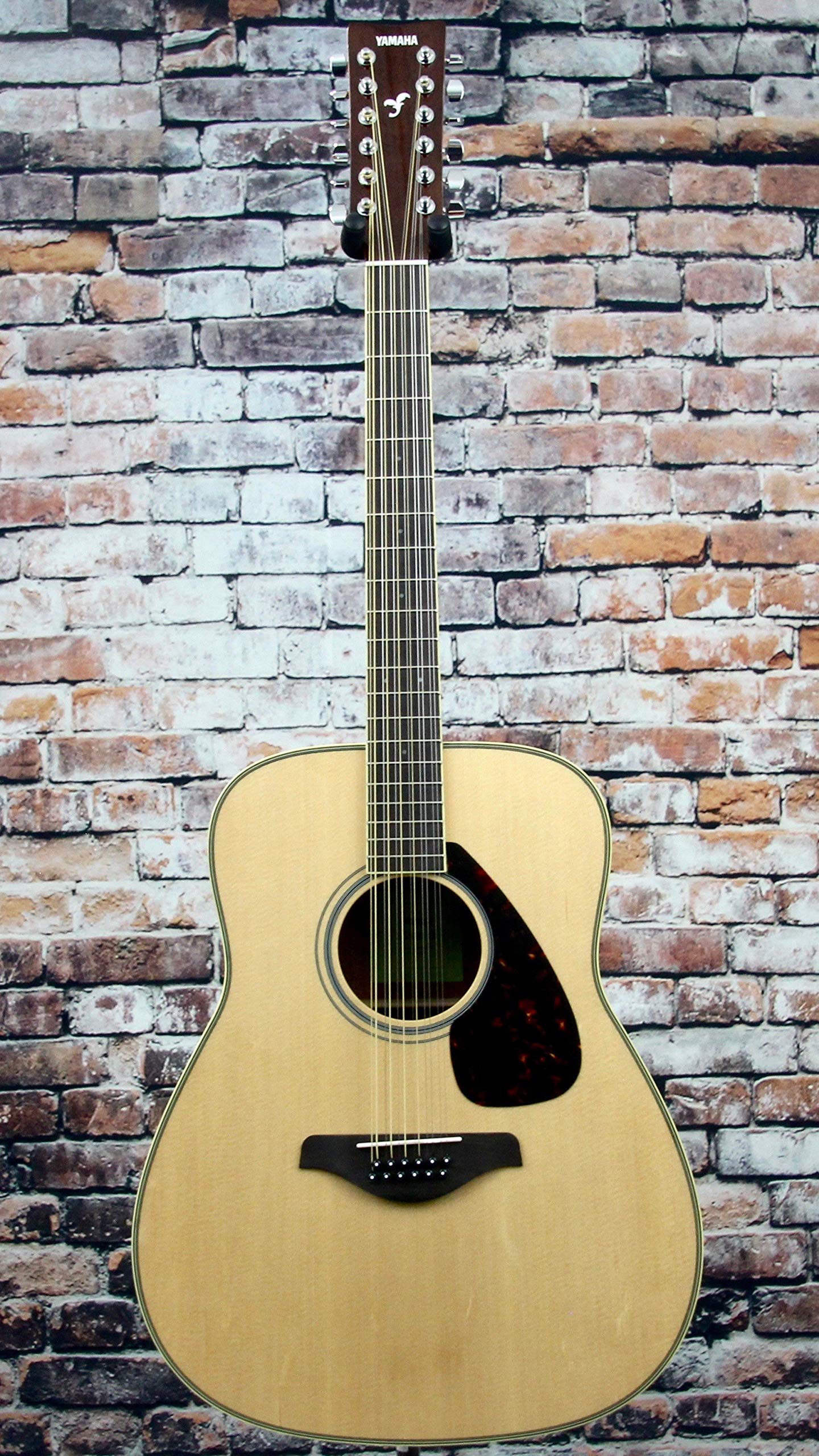 Yamaha FG820 12-String Acoustic Guitar and Yamaha AG1-HC Hard Case Dreadnought Acoustic Guitar Case