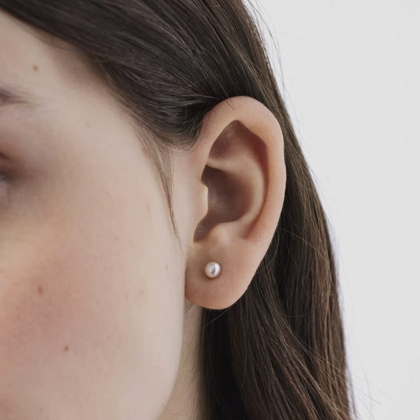 TOUS Sterling Silver Earrings for Women with Pearl & Bear Motif, Size: 1.4 cm, Silueta Collection