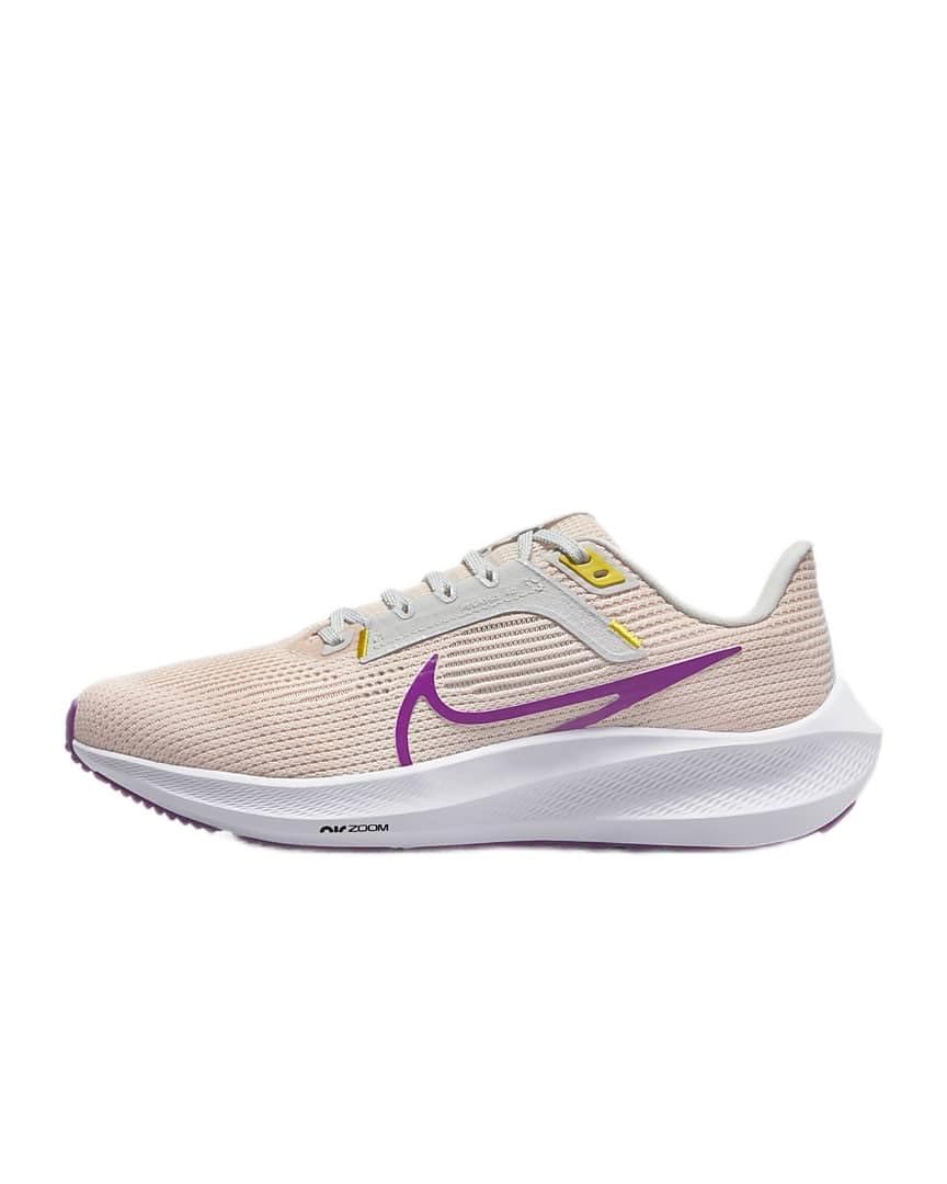 Women's AIR Zoom Pegasus 40 - Size 6.5 Wide US - Guava Ice/Vivid Purple