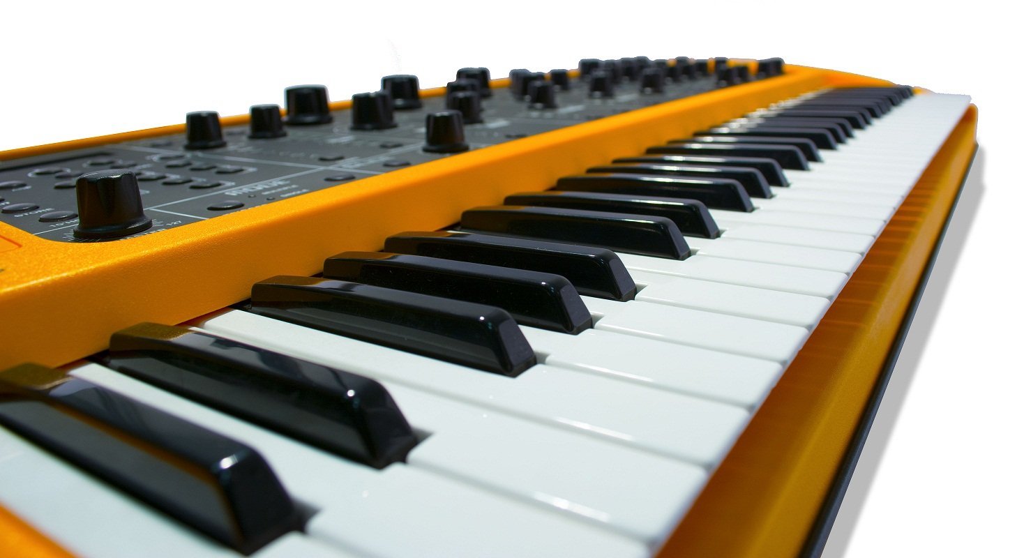 Studiologic Sledge 2.0 61-Key Synthesizer with Aftertouch
