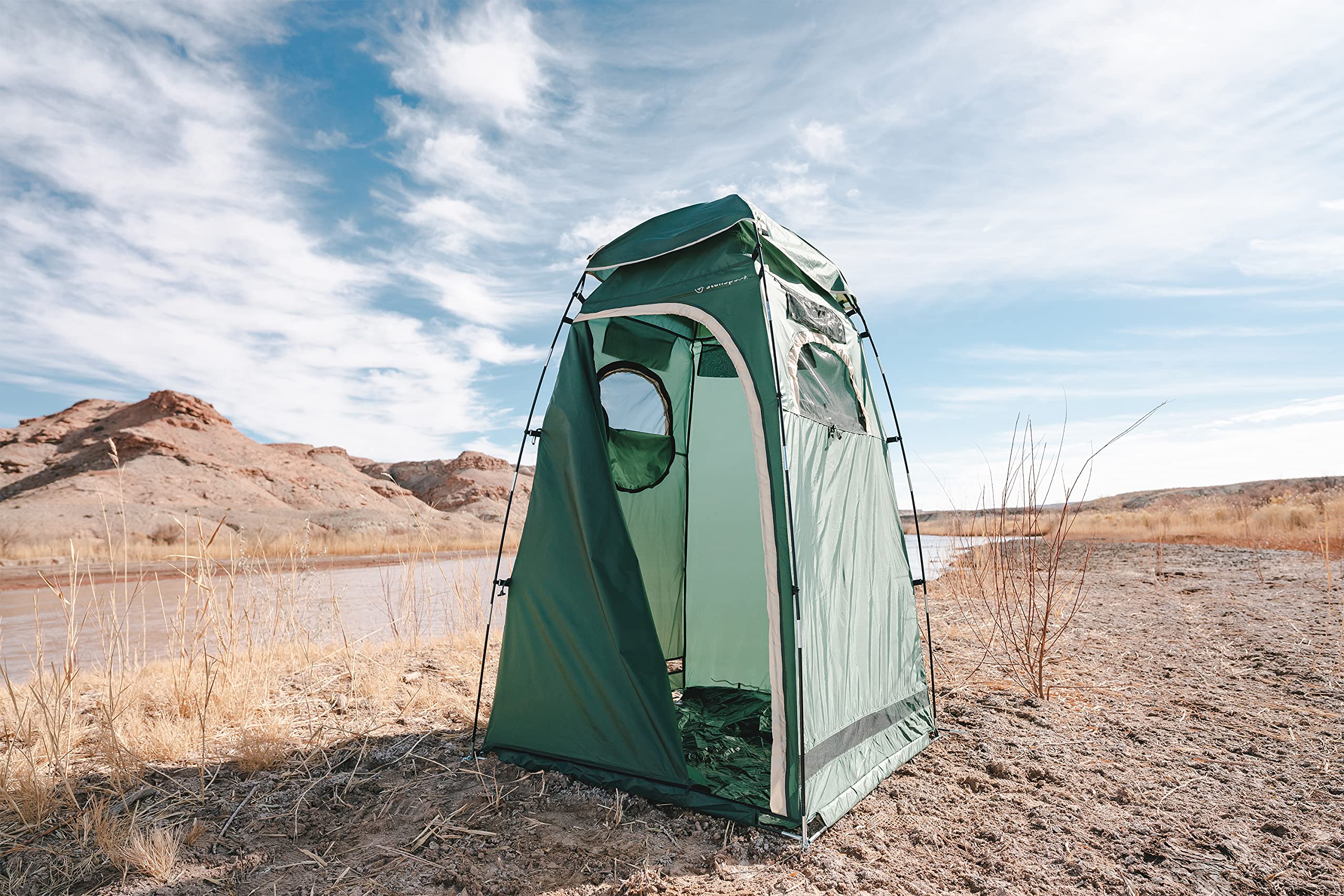 Stansport Deluxe Privacy Shelter (739)