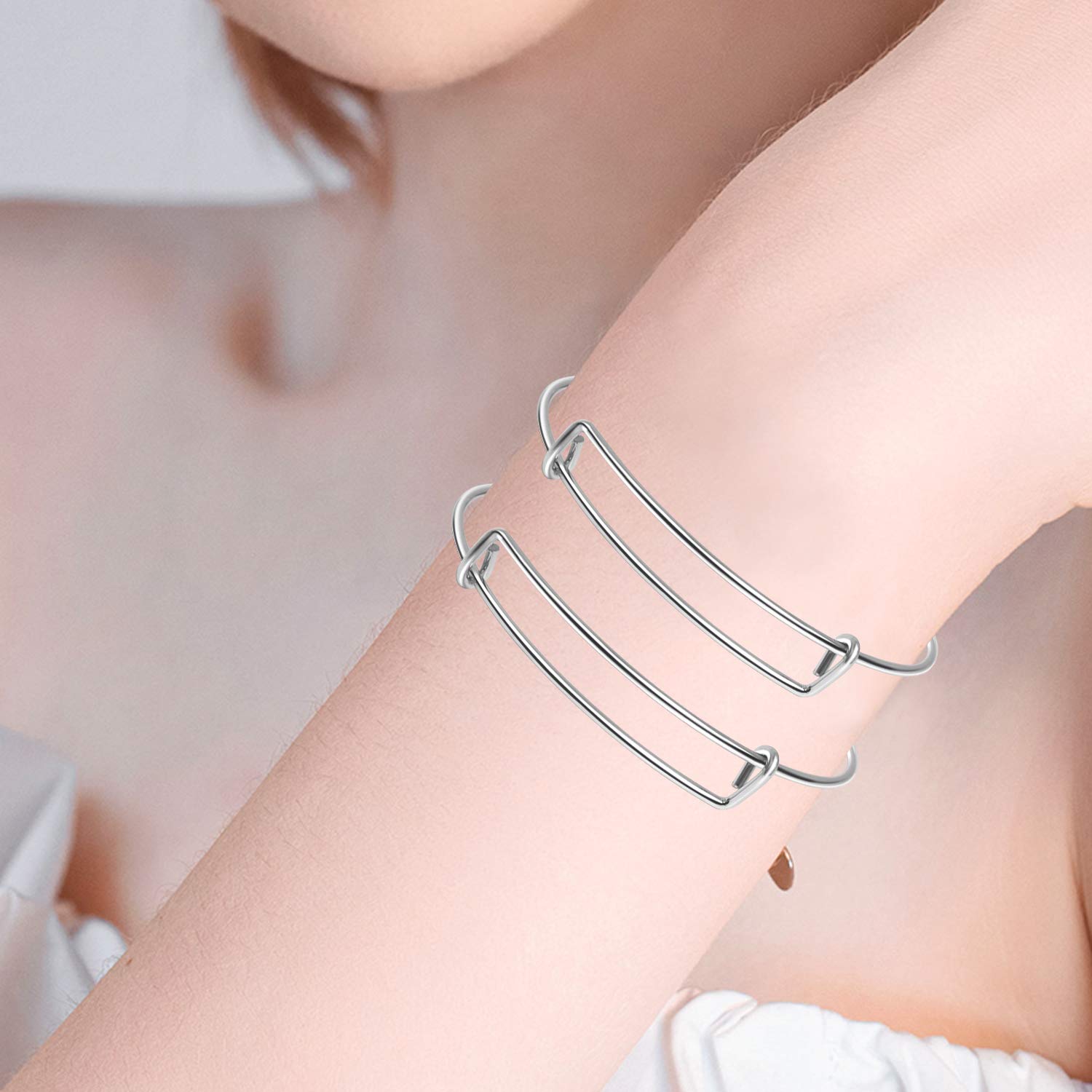UPINS 100Pcs Expandable Blank Bangle Bracelets Adjustable Wire Bracelets for DIY Jewelry Making (Silver) (Silver)