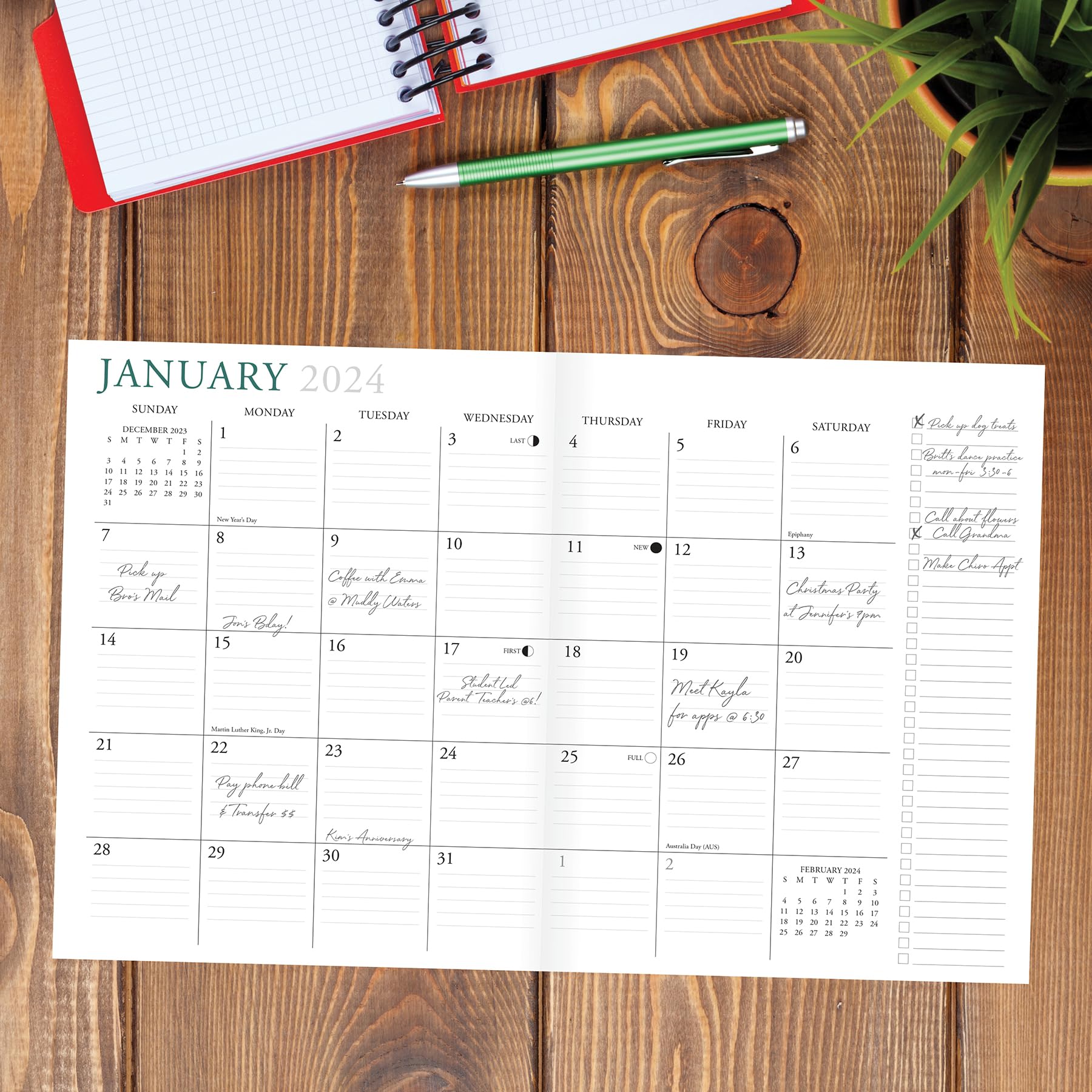 Willow Creek Press Botanical Bliss 2024 Booklet Softcover Monthly Planner (7.5" x 9.5")