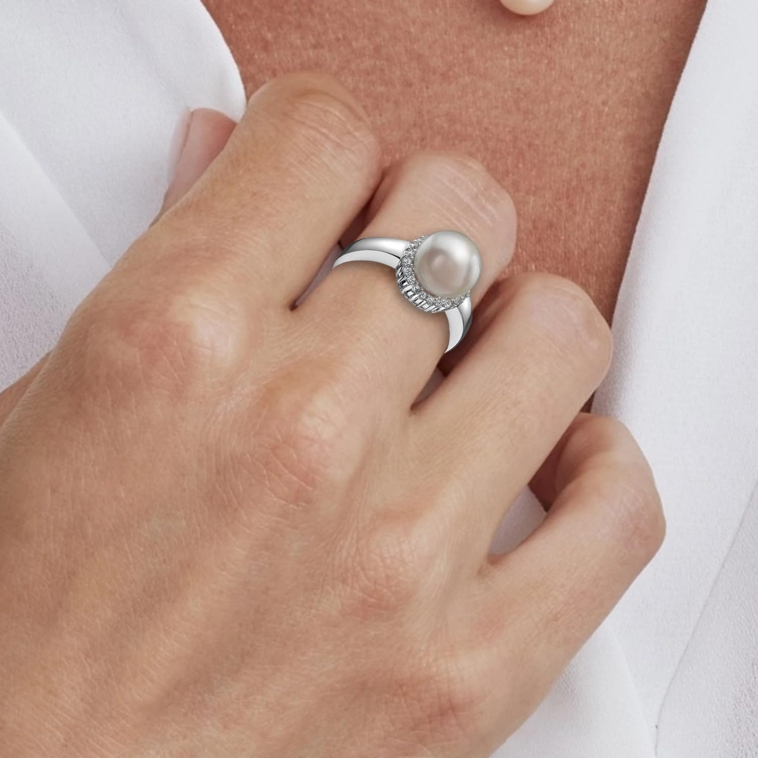 The Pearl Source 8-8.5mm Genuine White Japanese Akoya Saltwater Cultured Pearl Ashley Ring for Women