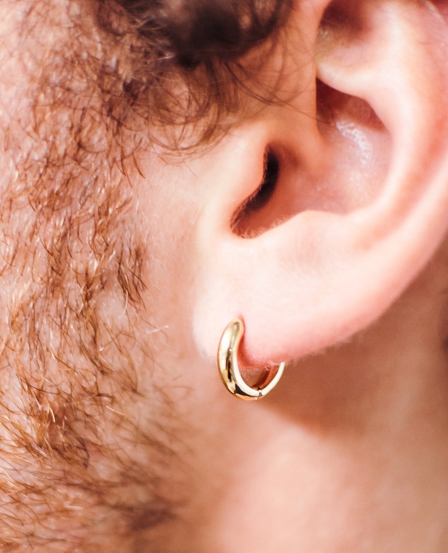 Tiny 14k Yellow Gold Huggie Hinged Hoop Earrings, 0.5 In (12mm) (3mm Tube)