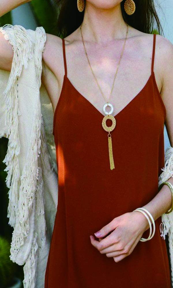 UYT Tassel Pendant Necklace Handmade Straw Wicker Braid Statement Pendant Y-Shaped Long Chain Necklace for Women