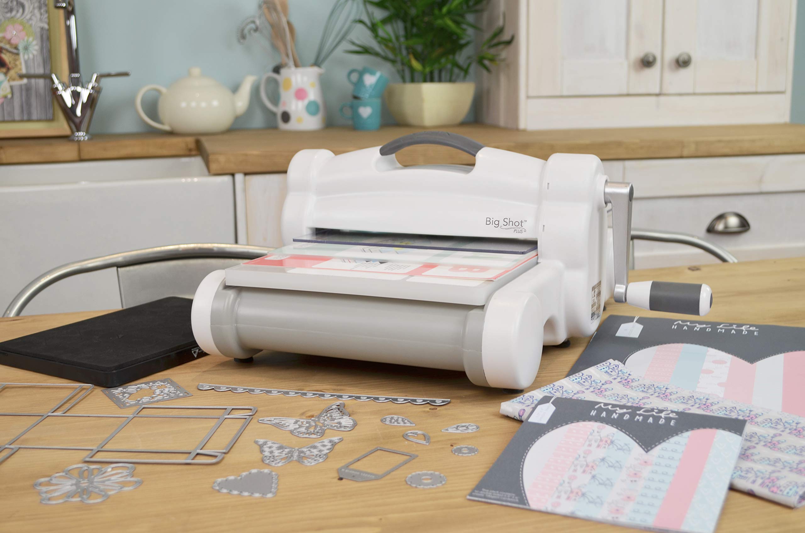 Sizzix Big Shot Plus A4 Die Cutting and Embossing Machine 661546, 21cm (9") Opening, My Life Handmade Starter Kit
