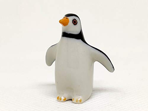 SSJSHOP Penguin Tiny Dollhouse Figurines Ceramic Hand Painted Animals Collectible Small Gift Home Garden Decor (V1)