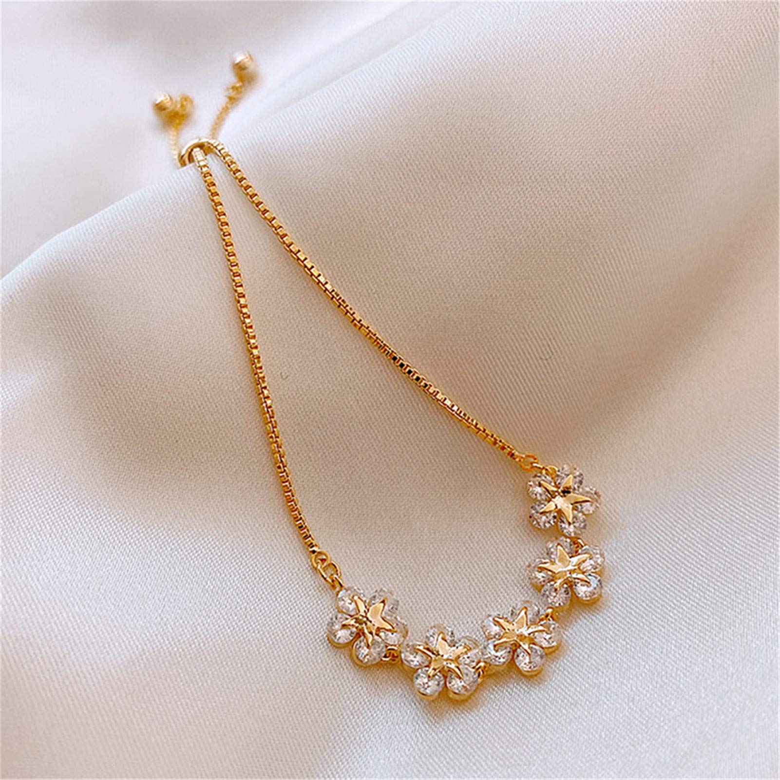 WEILYDF Zircon Snowflake Bracelet Flowers Chain Trend Creative Cute Stylish Ladies Party Accessories Jewelry Gift
