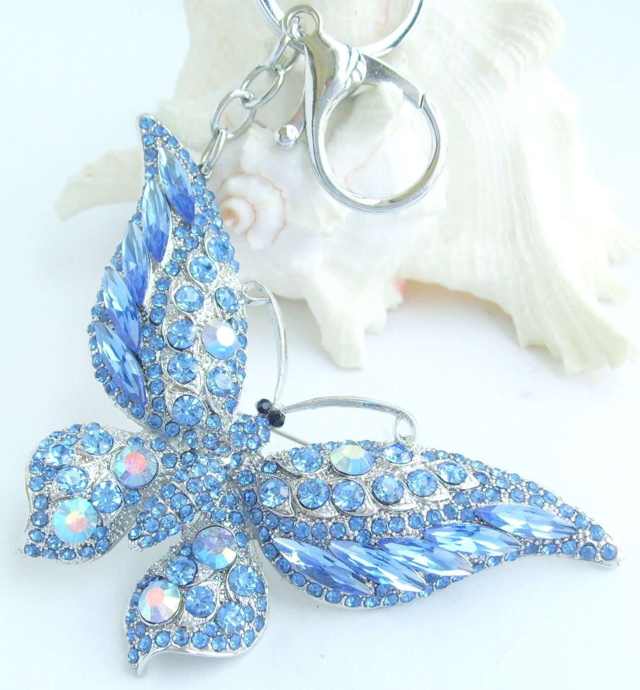 Sindary Pretty Butterfly Keychain Pendant Austrian Crystal K4538 (Silver-Tone Blue)