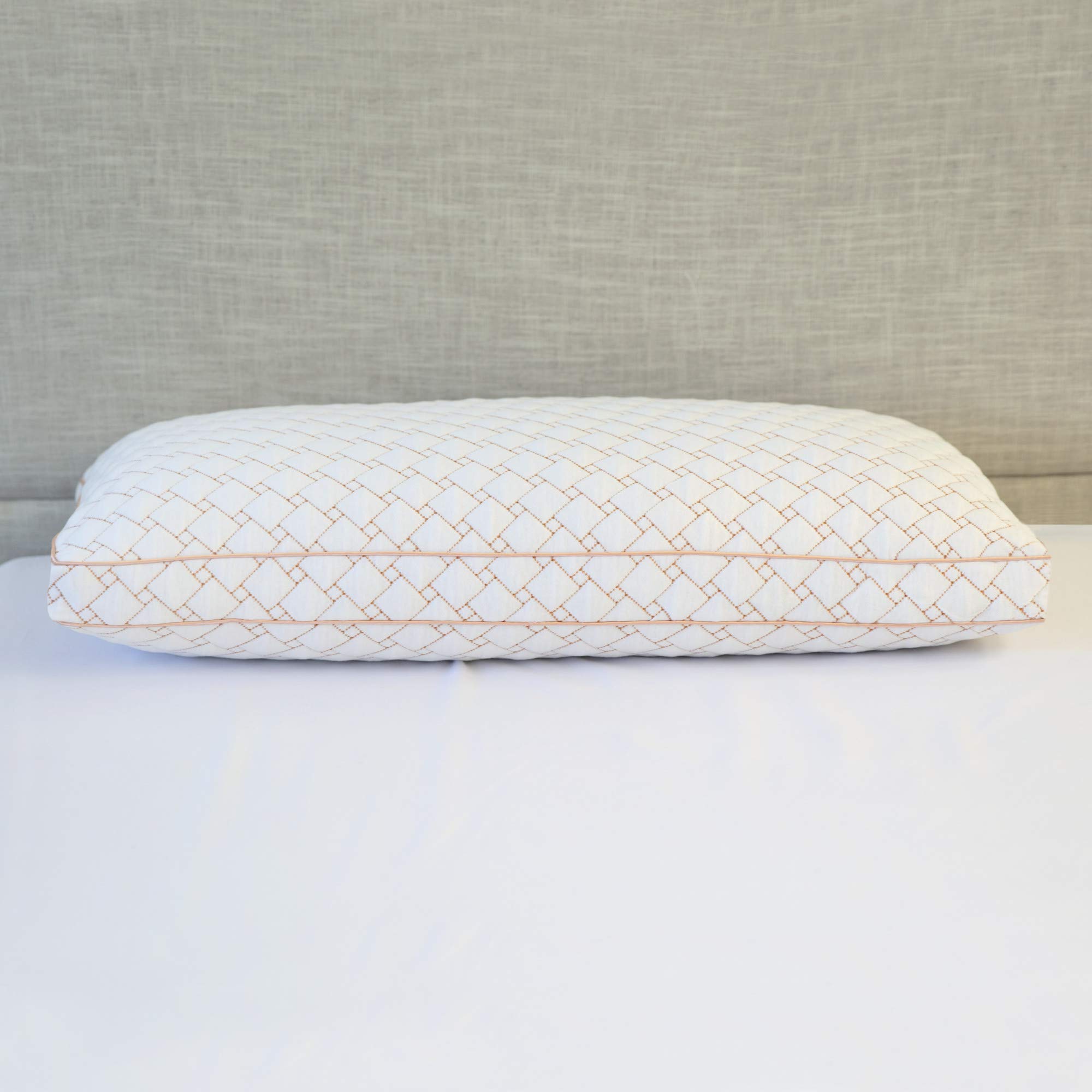SensorPEDIC Gel-Infused Memory Foam Cluster Jumbo Bed COPPERPEDIC Pillow with Copper-Infused Cover, White