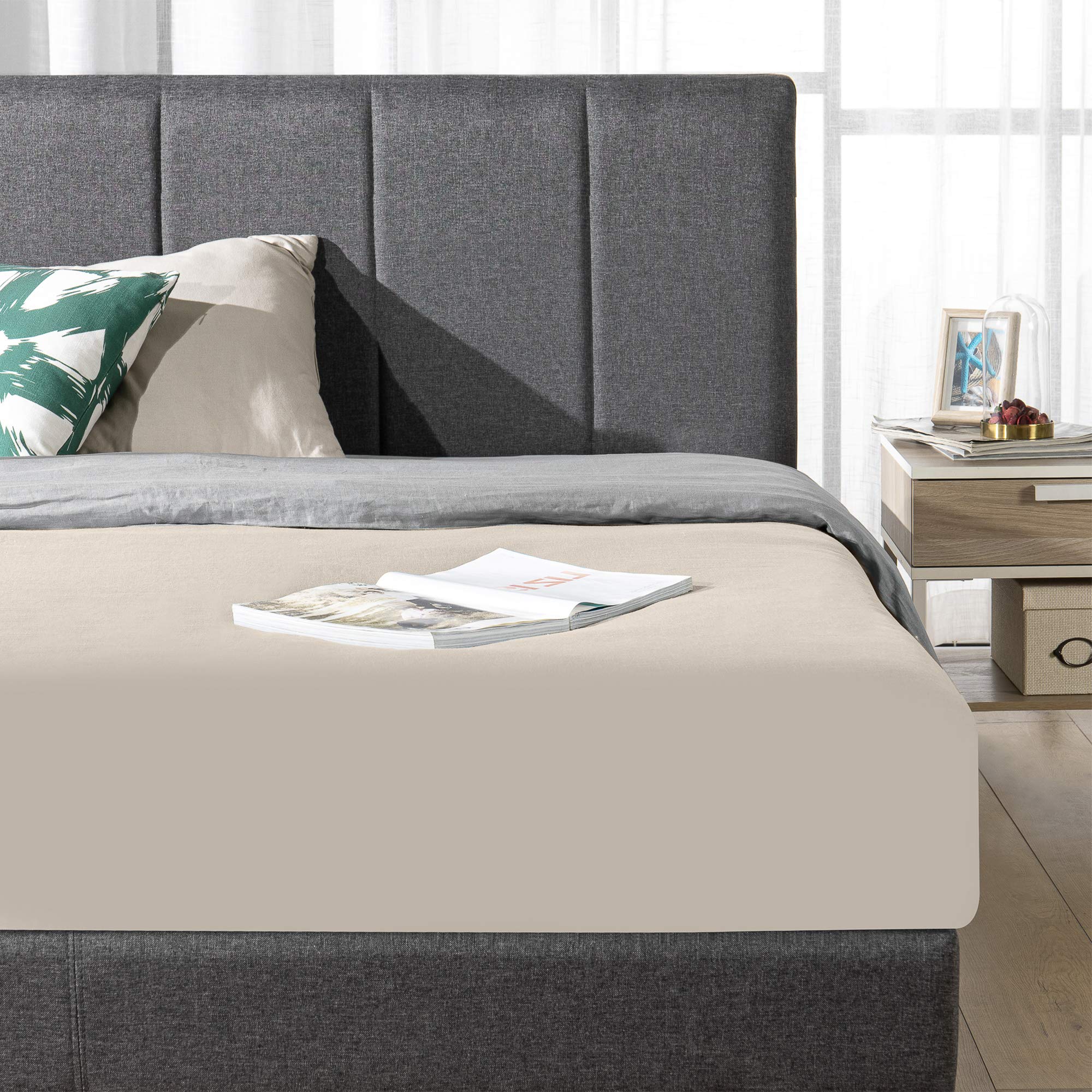 ZINUS Maddon Upholstered Platform Bed Frame / Mattress Foundation / Wood Slat Support / No Box Spring Needed / Easy Assembly, Grey, Queen