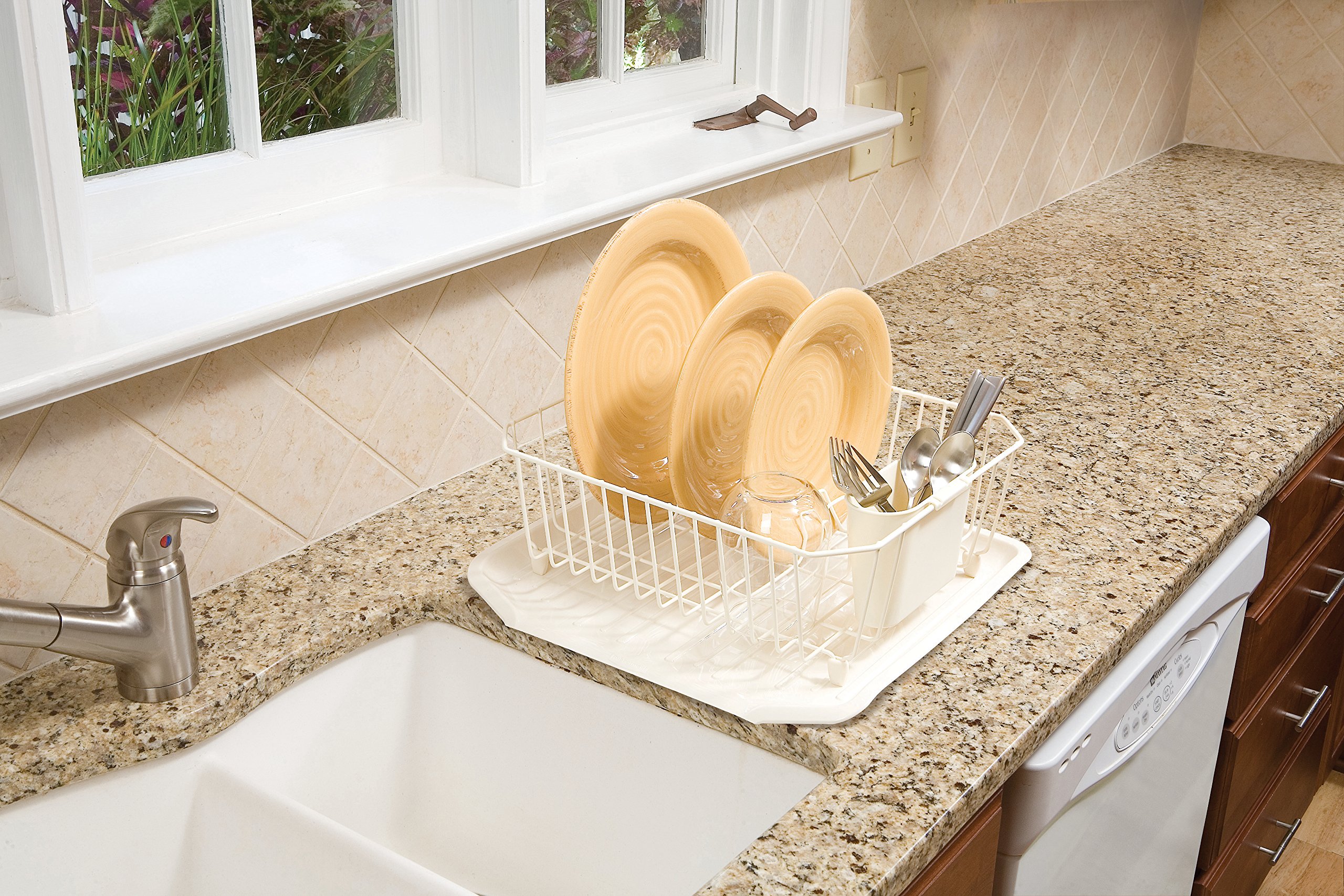 Rubbermaid Dish Bucket, 15.6-Quart, Clear,White & 18 in. L x 14.7 in. W x 1.3 in. H Clear Plastic Dish Drainer
