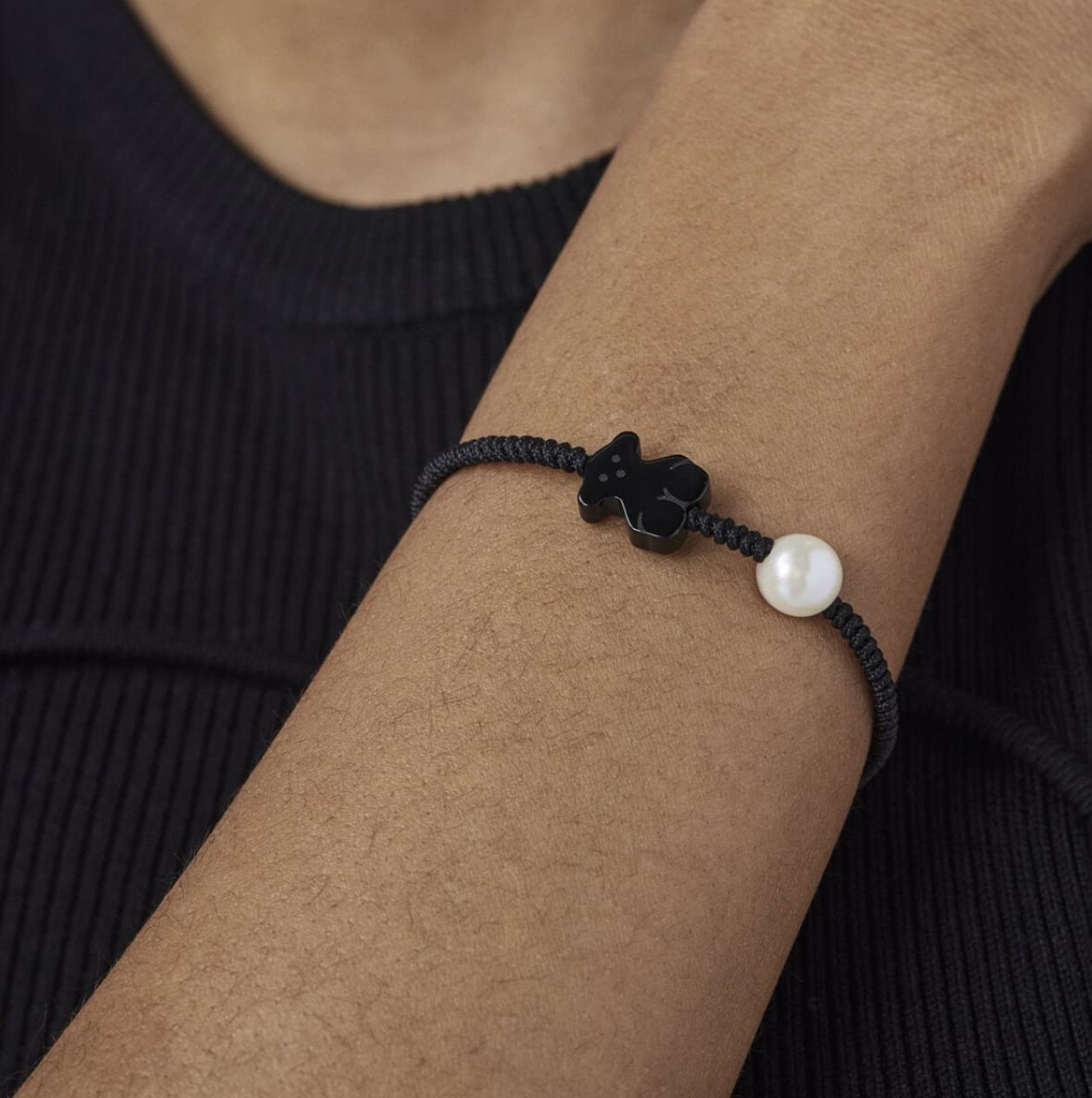 TOUS Onyx & Pearls Bracelet for Women with Bear Motif, Length 12-15.5 cm, Tibet Collection