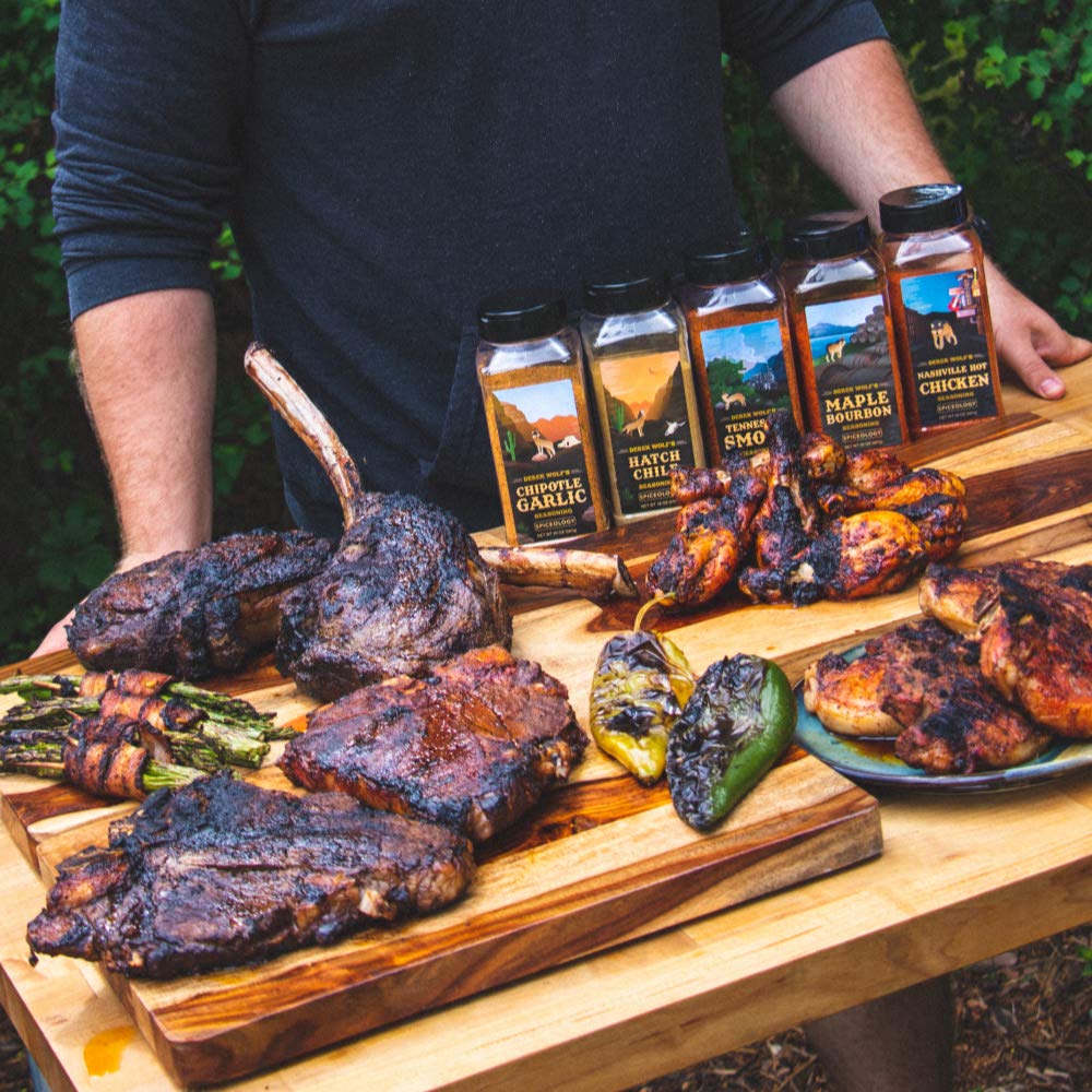 Spiceology & Derek Wolf - Maple Bourbon Seasoning - Sweet & Smoky Barbeque Rubs, Seasonings and Spice Blends - Use On: Ribs, Pork Shoulder, Beef, Bacon, Chicken Wings, Popcorn, Scallops or Duck Breast - 22 oz