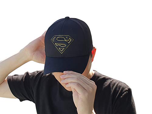 Superman Logo Flexfit Stretch-Fit Fitted Baseball Cap Hat (Medium~Large, Black/Gold Line)