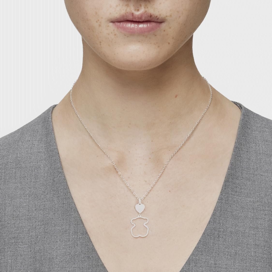 TOUS Sterling Silver Necklace for Women with Bear Motif, Size: 0.84-1.9 cm. Length: 45 cm. New Silueta Collection