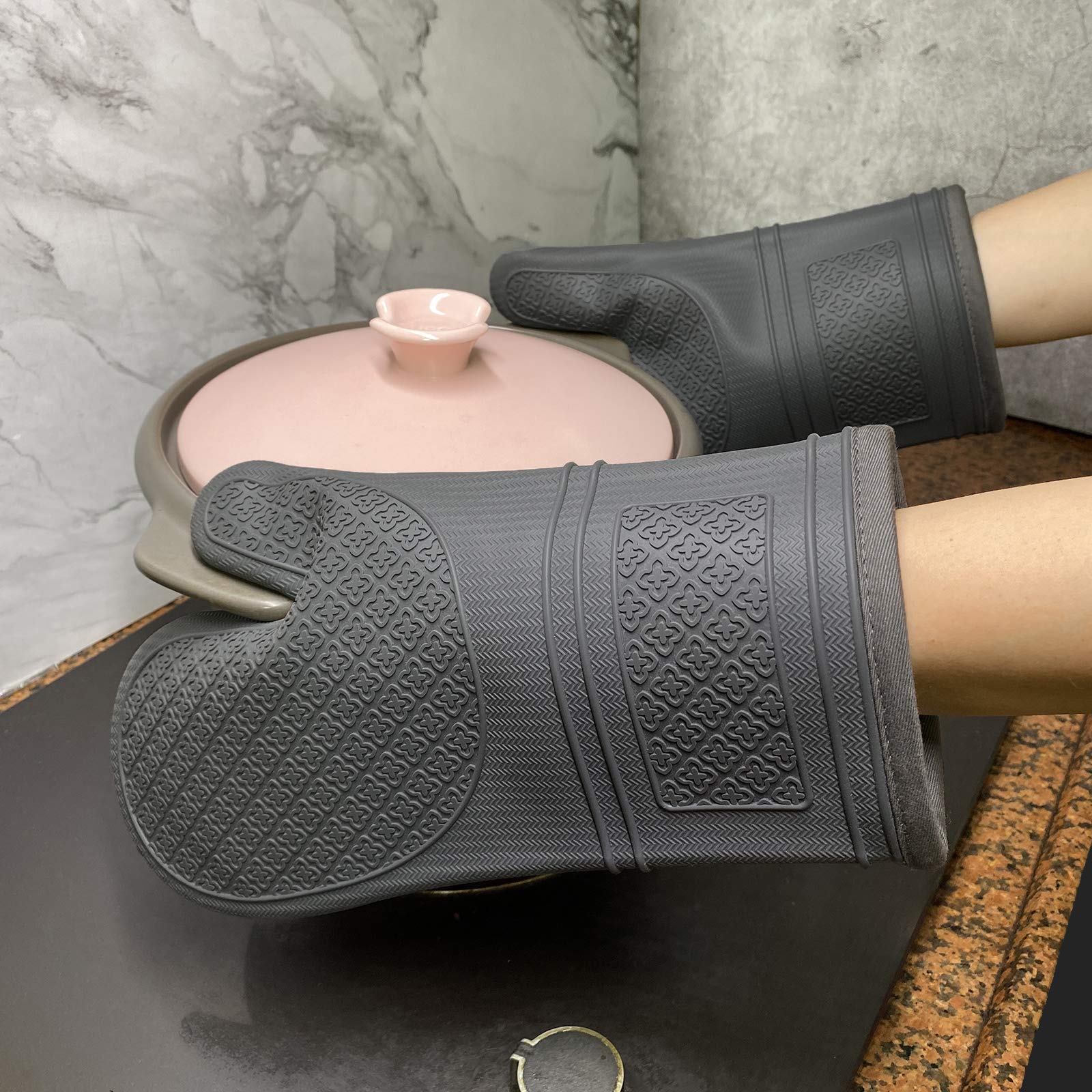 Yutat Silicone Oven Mitts, Oven Gloves with Non-Slip Silicone, 600 Degree Heat Resistant, Soft Cotton Lining, Waterproof and BAP-Free, Oven Mitts for Cooking and Baking - 1 Pair 12 Inch Charcoal Grey