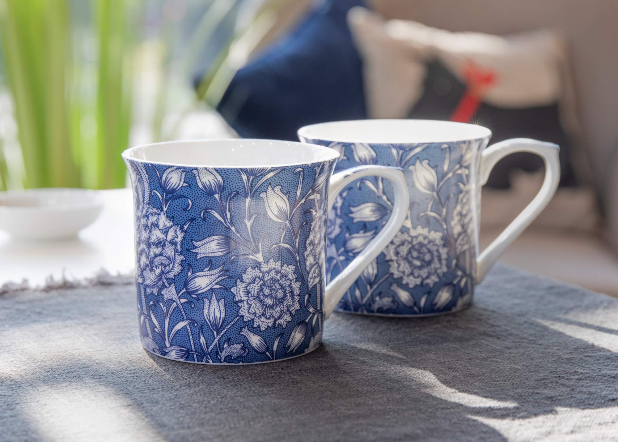 V&A Coffee and Tea Mugs, Porcelain Bone China Mug, William Morris Wild Tulip Design, 300ml, Set of 2, Gift Boxed