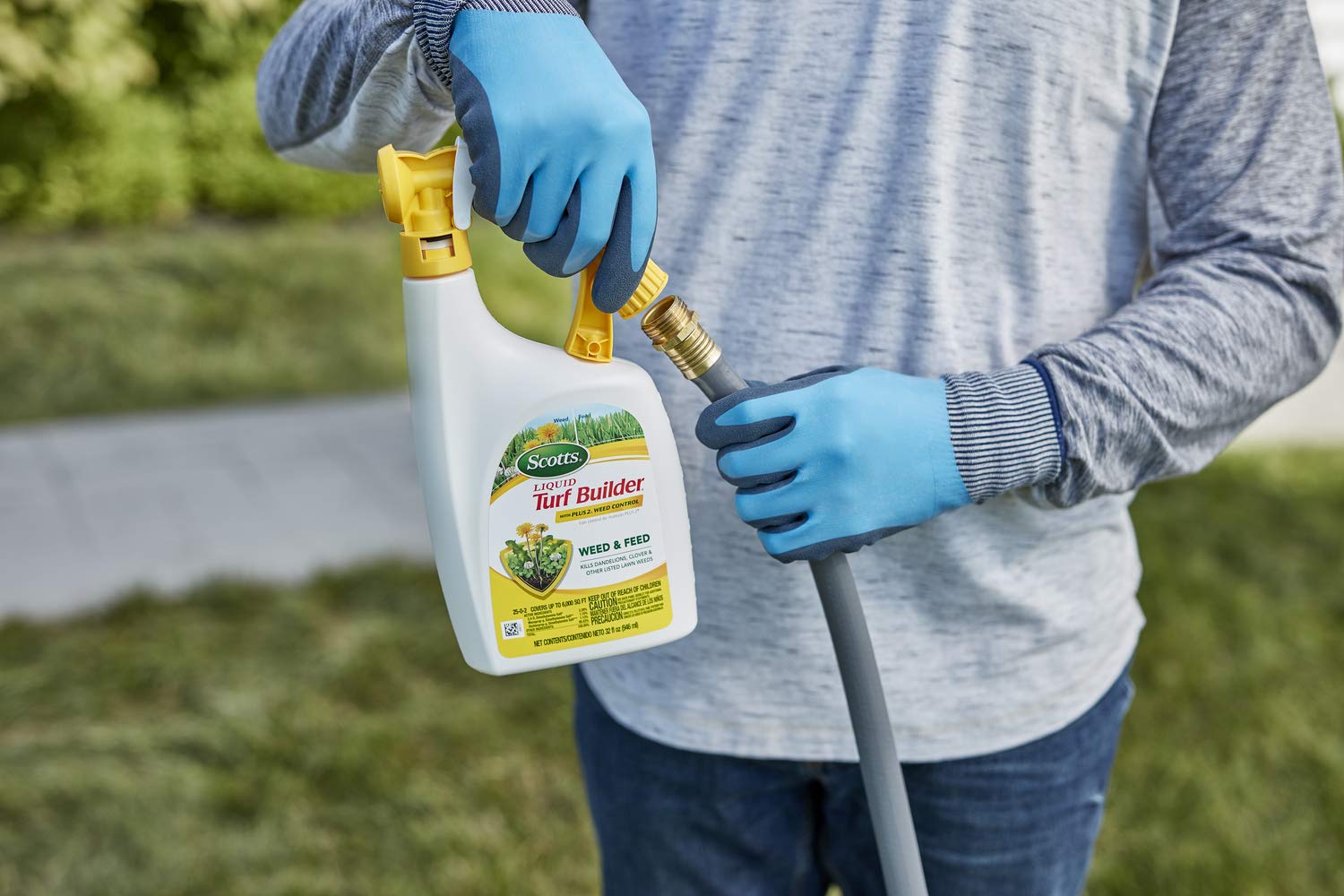 Scotts Liquid Turf Builder with Plus 2 Weed Control, Lawn Fertilizer, 32 fl. oz. (6-Pack)