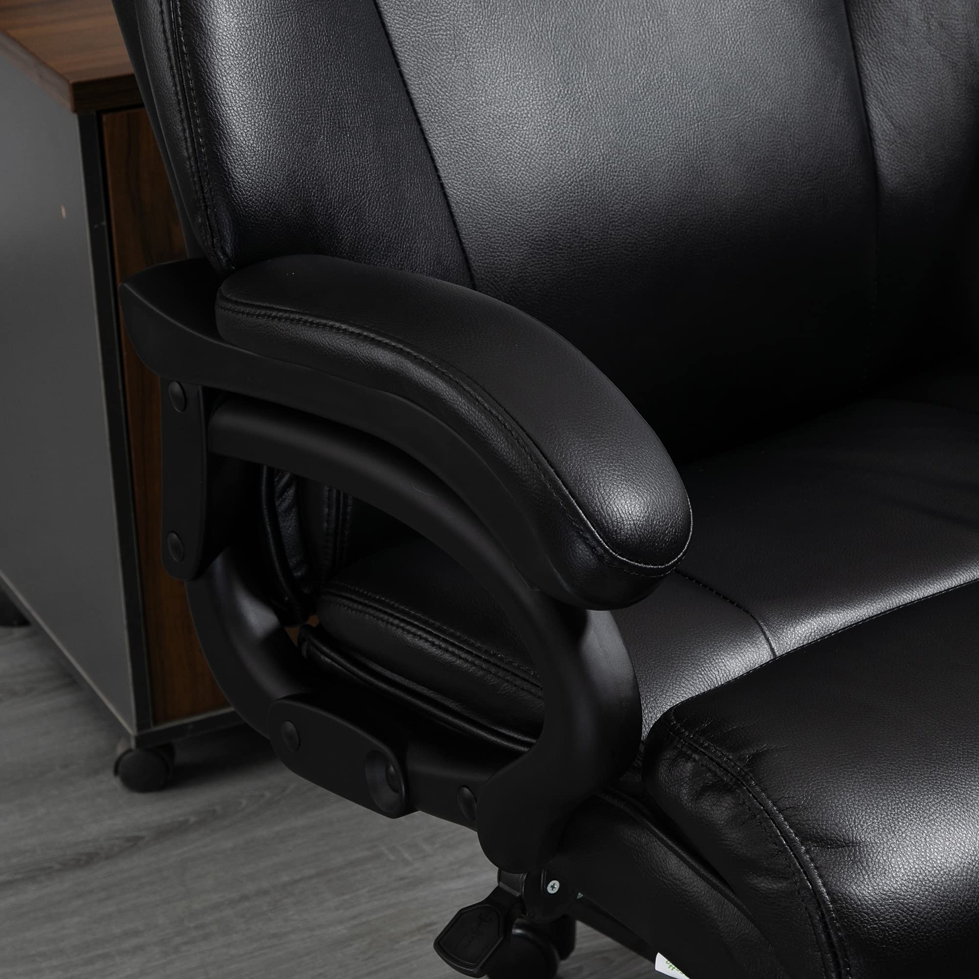 Vinsetto Big and Tall Executive Office Chair 396lbs with Wide Seat, Home High Back PU Leather Chair with Adjustable Height, Swivel Wheels, Black
