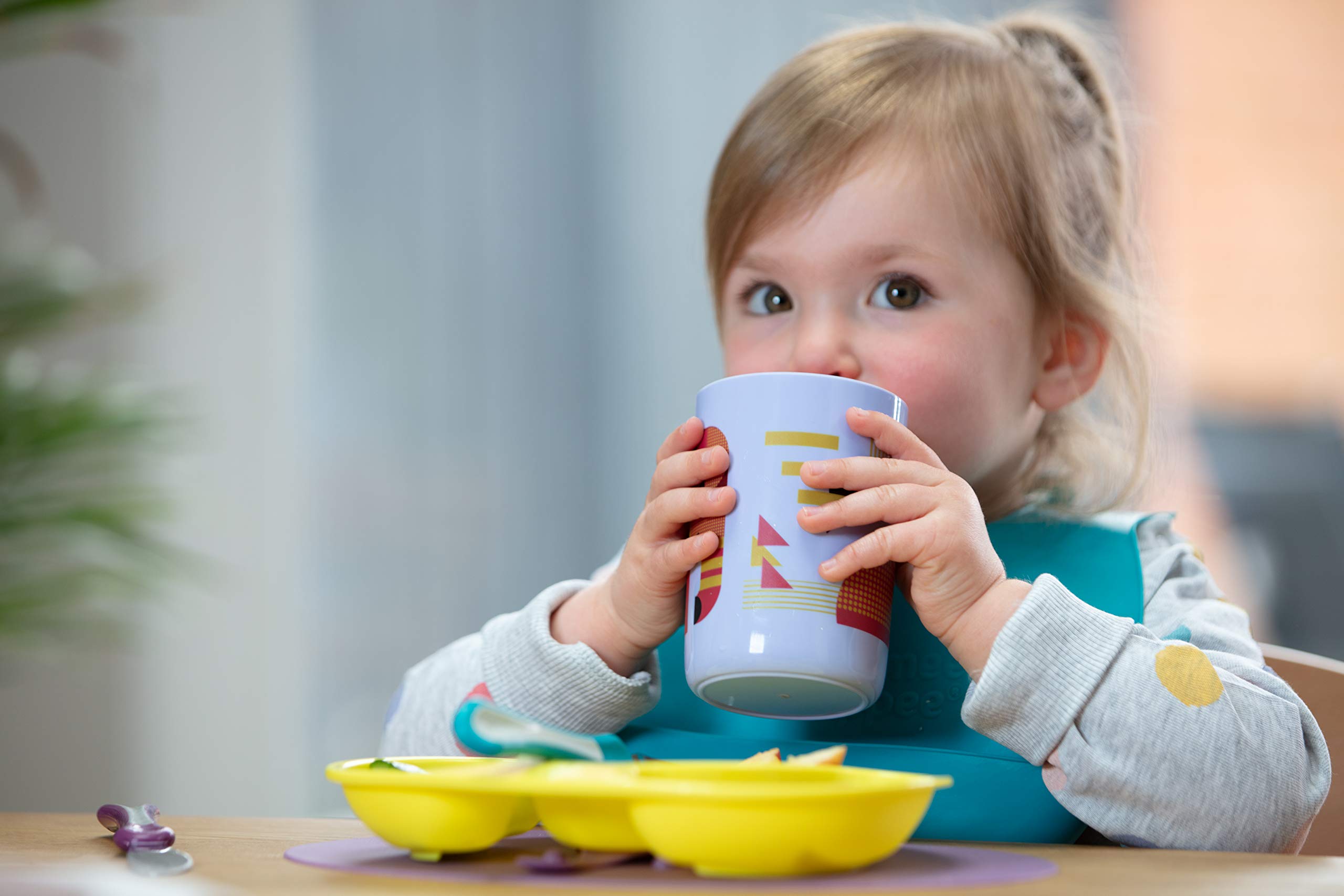 Tommee Tippee Easiflow 360° Spill-Proof Toddler Cup with Travel Lid, Lavender/Cherry, 12+ Months 2 Count (Pack of 1)