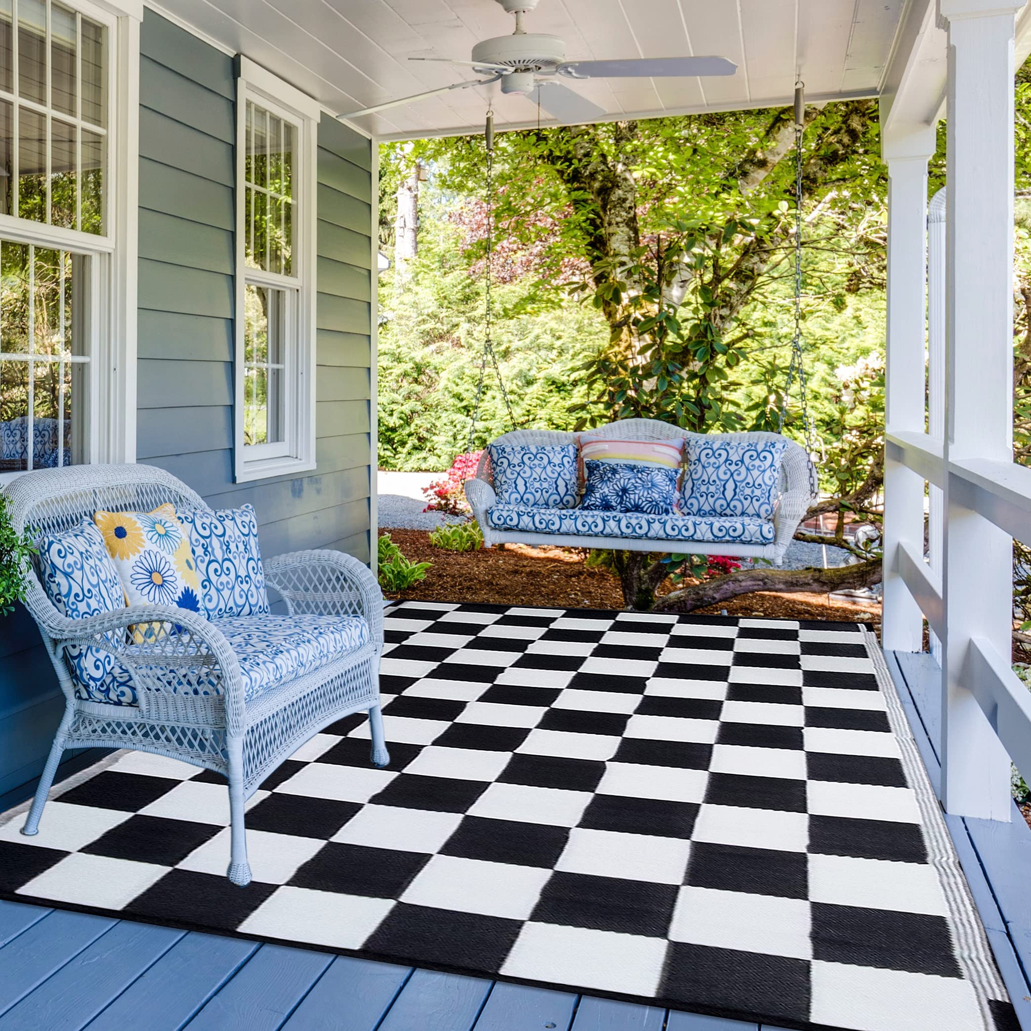 RURALITY Outdoor Rug 5x8 for Patios Clearance,Waterproof Indoor Outdoor Mats for Camping,Beach,RV,Porch,Picnic,Reversible,Black and White,Check