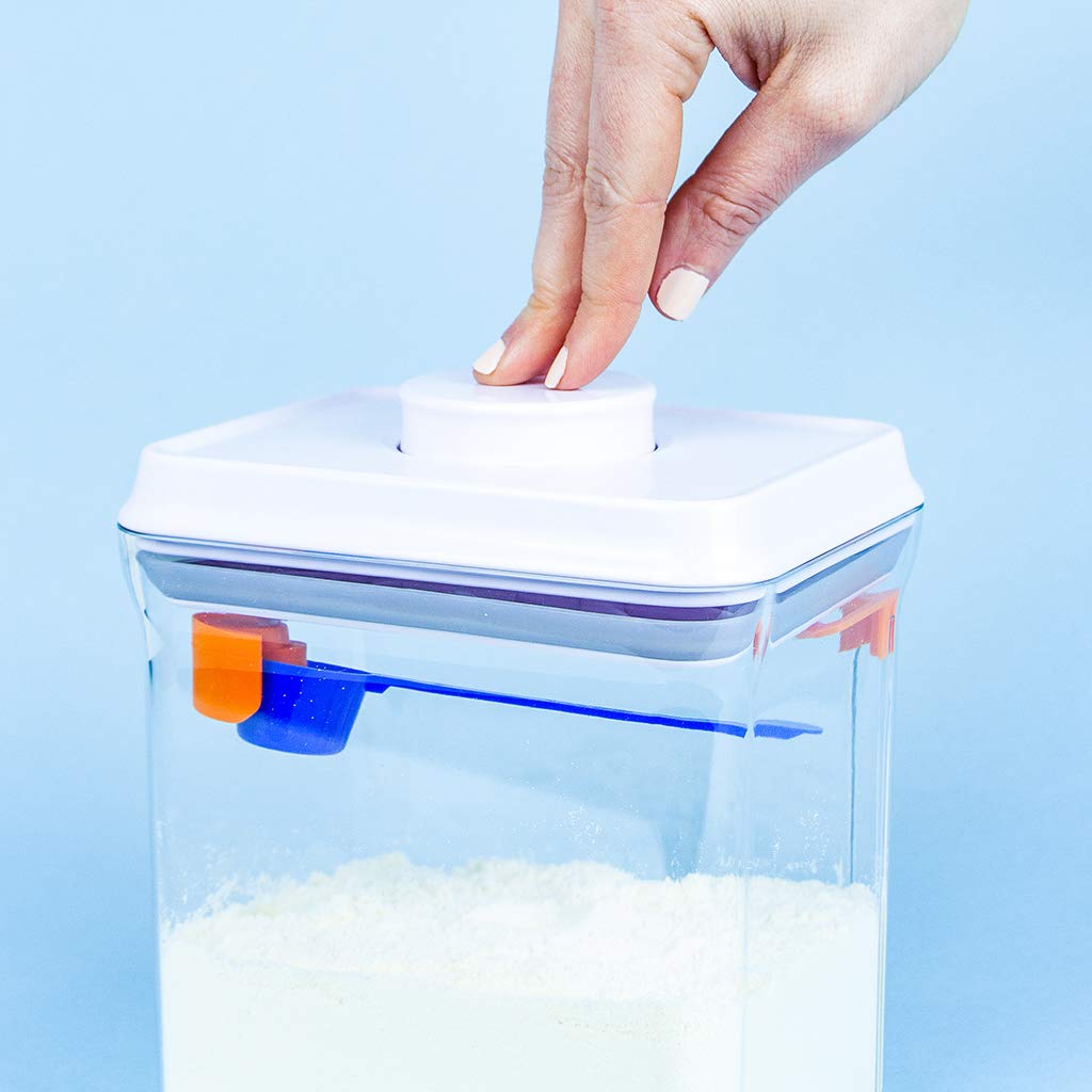 YSECTL Airtight Formula Storage Container with Spoon Holder and Leveler