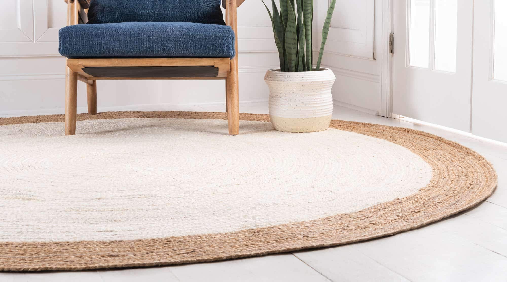 Unique Loom Braided Jute Collection Hand Woven Natural Fibers Ivory Round Rug (3' 3 x 3' 3)