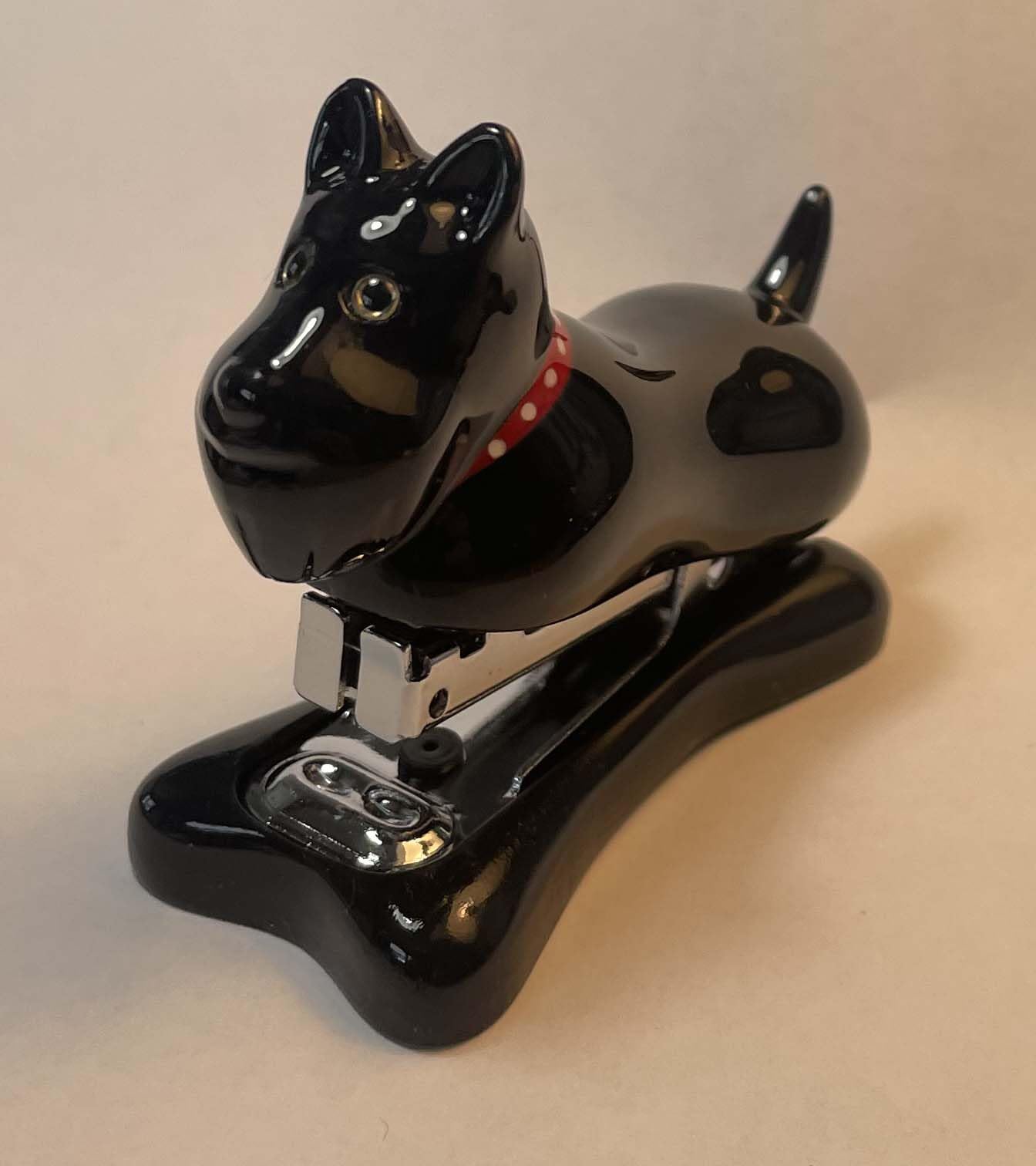 Small Dog Stapler Blk