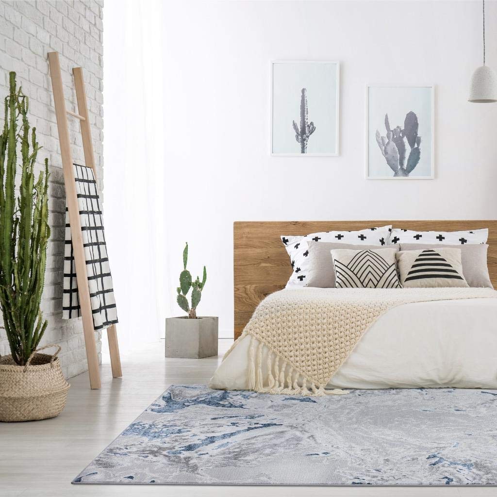 Dara Antik Collection Blue 8 x 10 Swirl Glam Area Rug