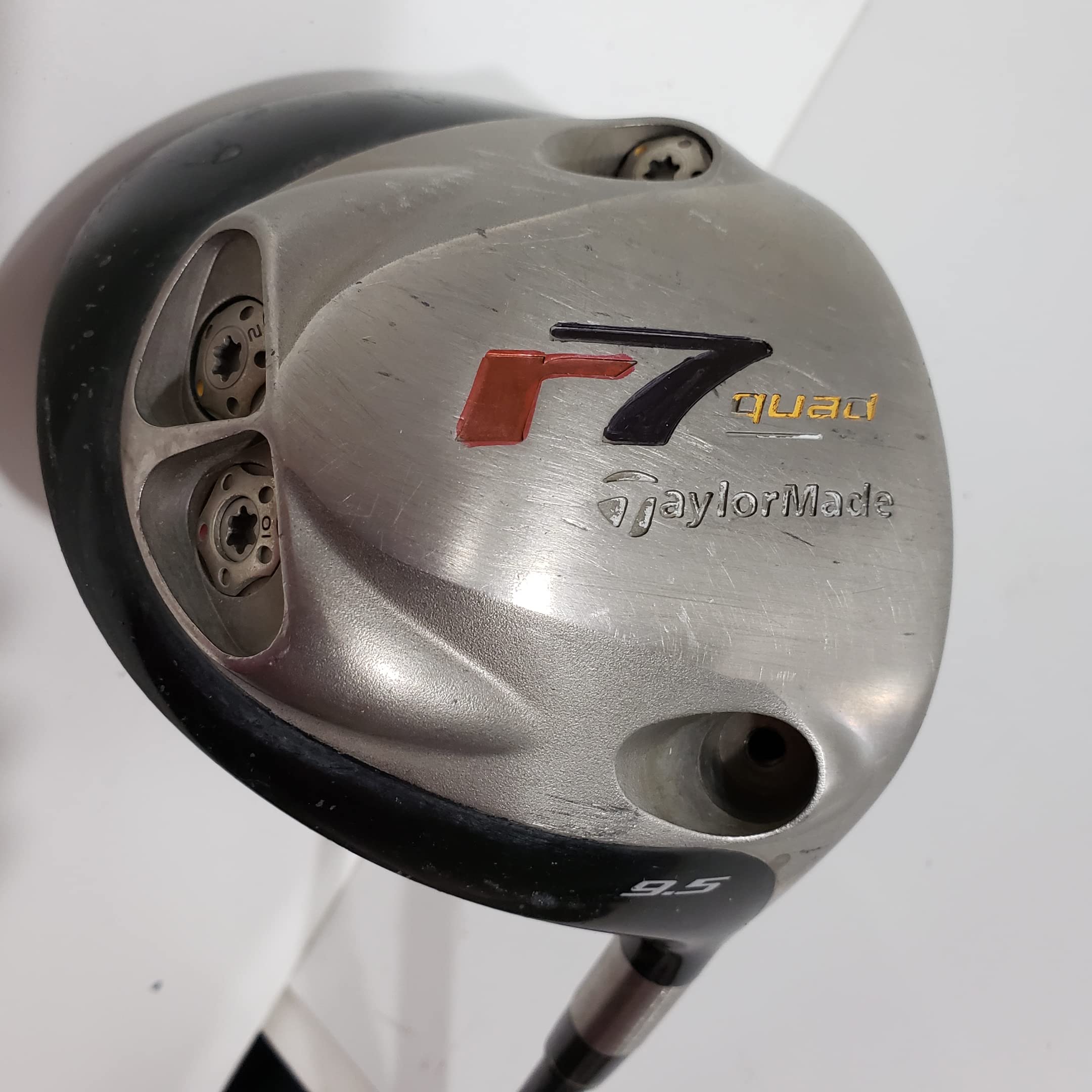 TaylorMade Pre-Owned r5 Dual TP Driver( CONDITION: Good )