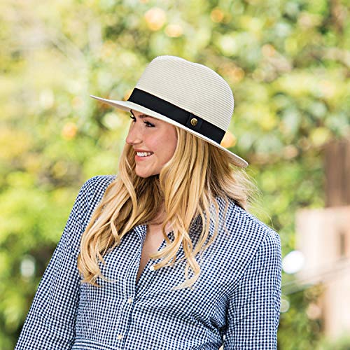 Wallaroo Hat Company Men’s Palm Beach Fedora – UPF 50+ Sun Protection, Packable Design and Adjustable Sizing – Stylish Sun-Smart Hat for Everyday Adventures and Travel (Medium/Large, Beige)